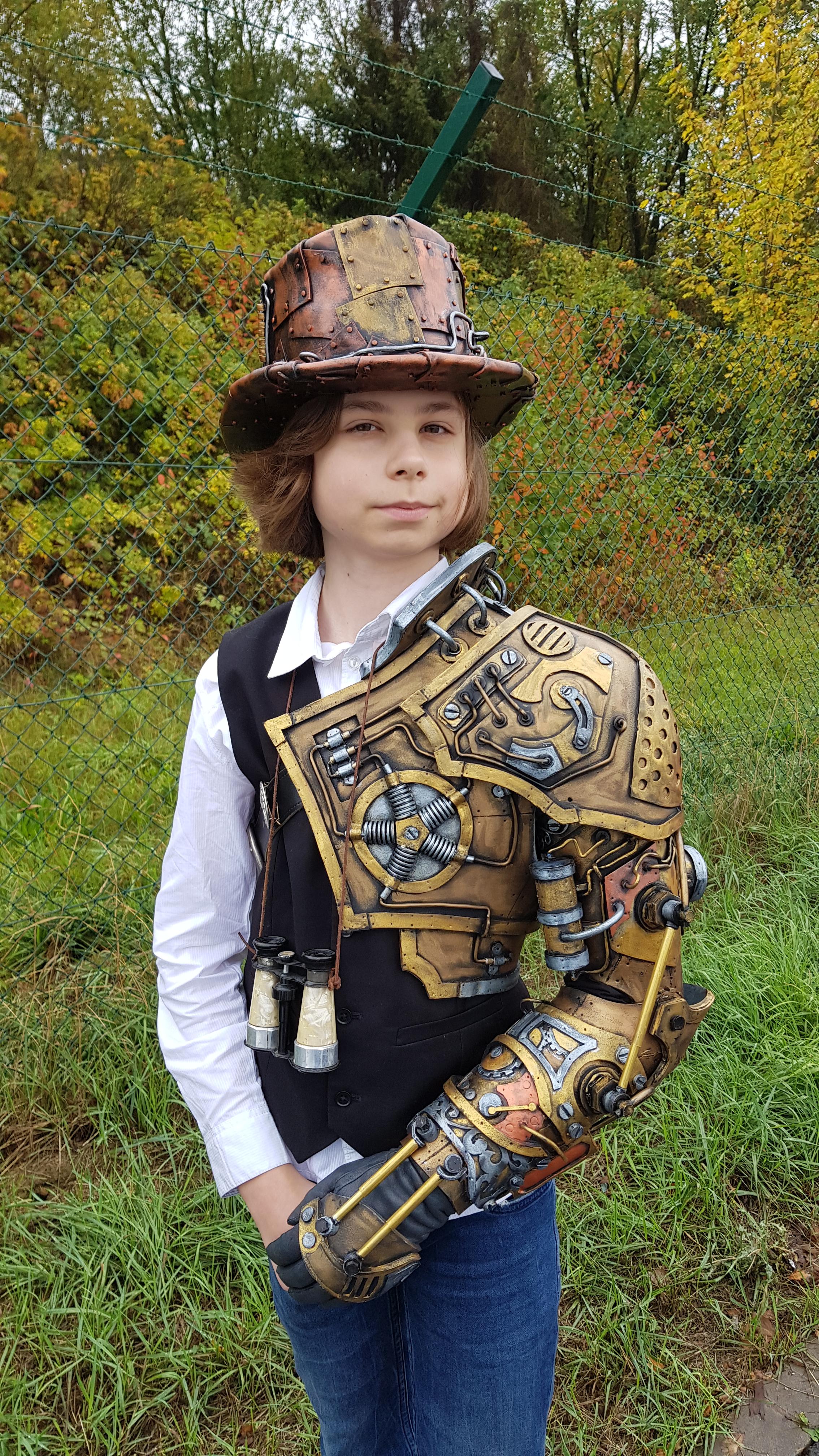 My first ever convention!! | Scrolller