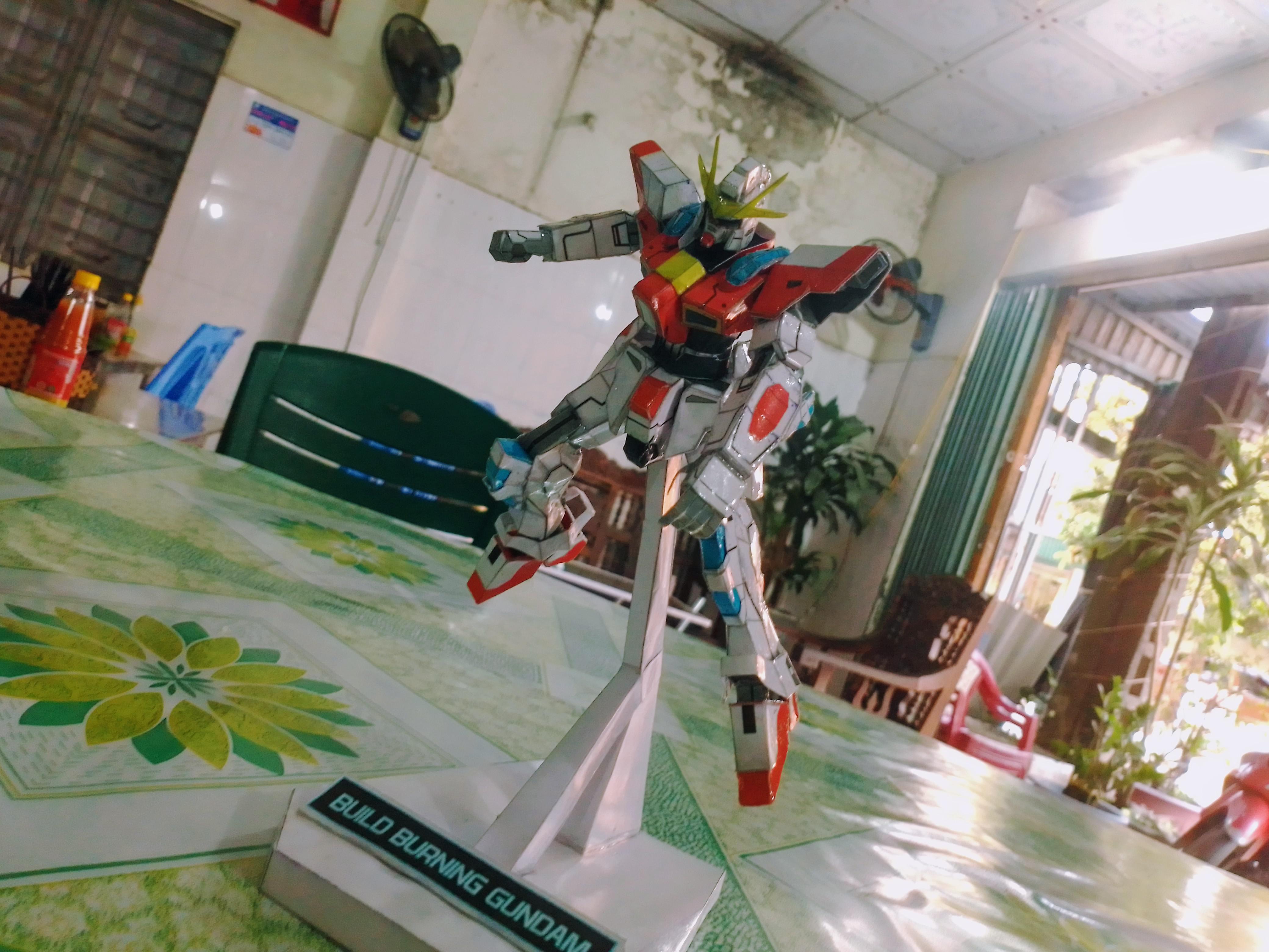 My first gundam papercraft | Scrolller