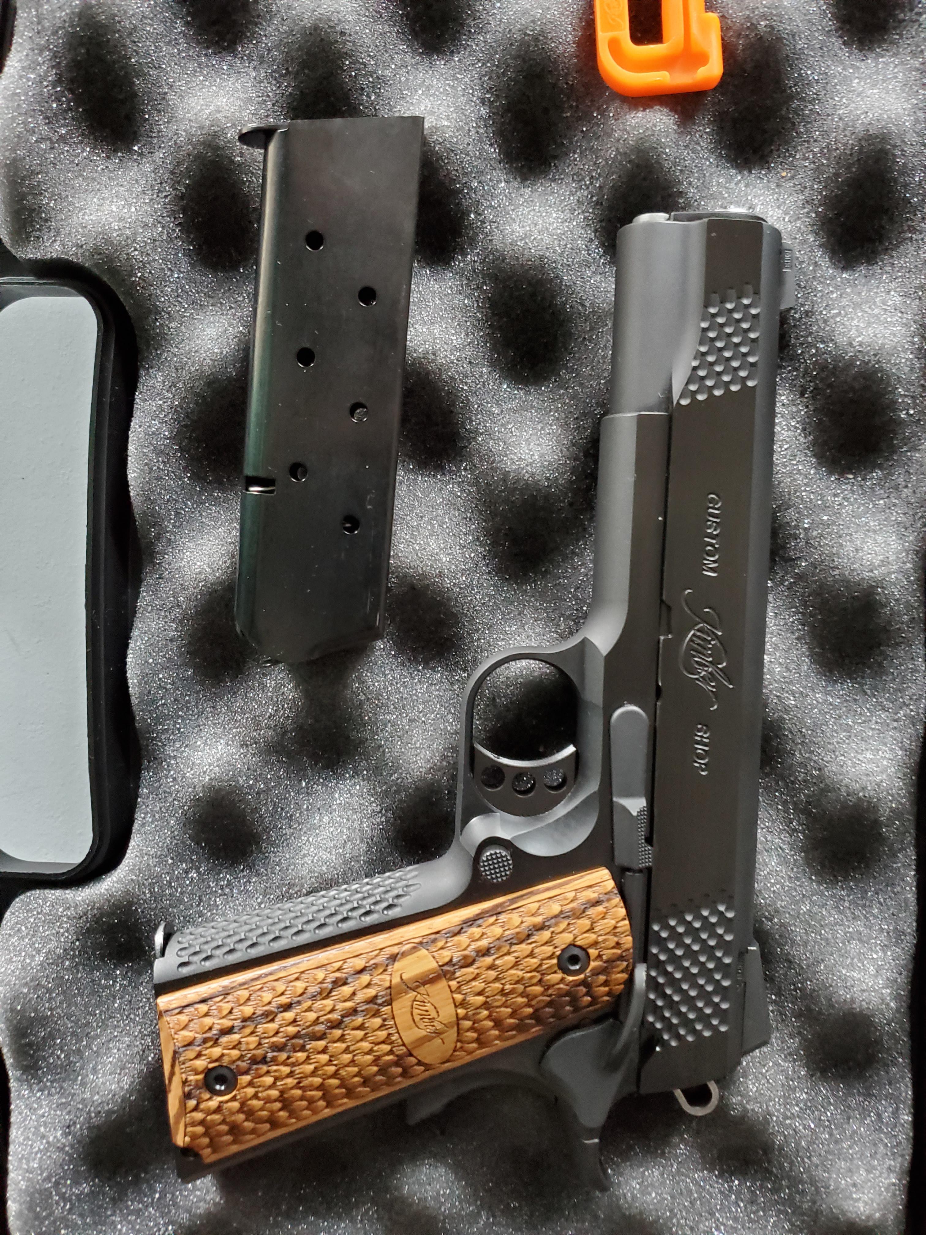 My first handgun. Got it today. | Scrolller