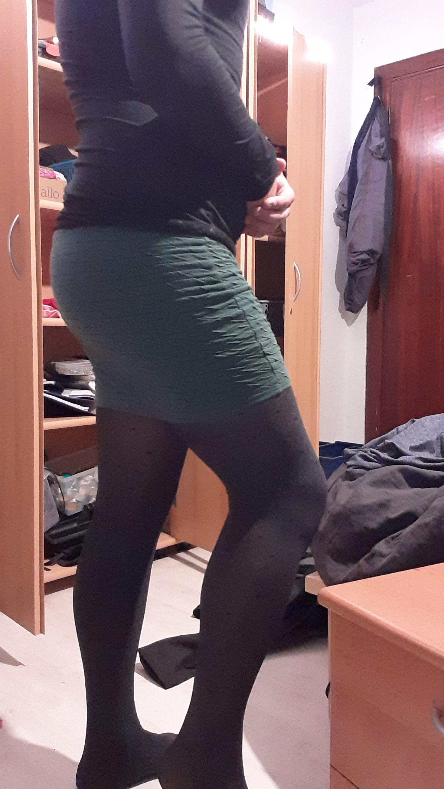 My first pose fully dressed fem. Please be gentle on me. | Scrolller