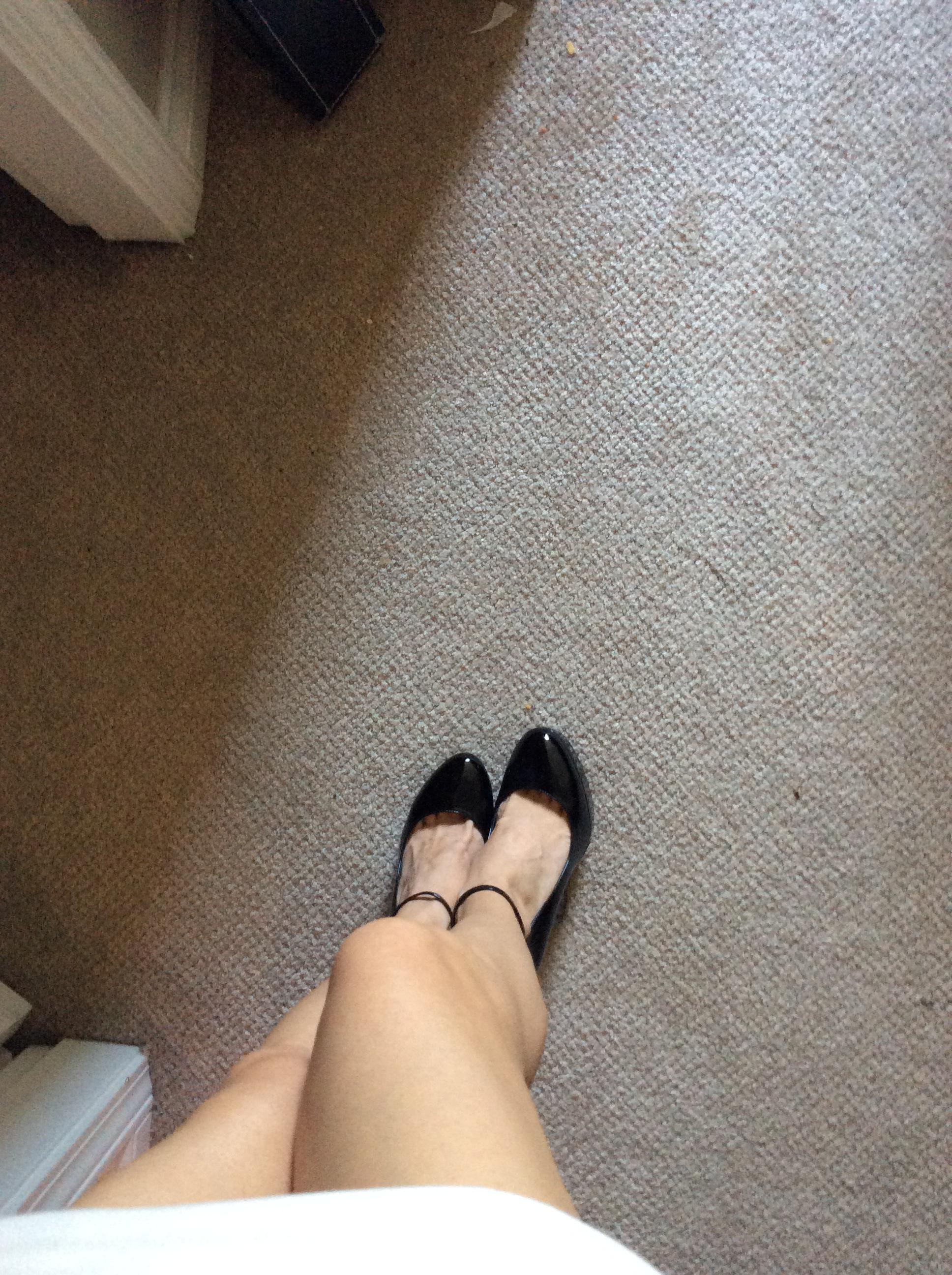 My first post here. Black patent leather. (X-post /r/asiansgonewild) | Scrolller