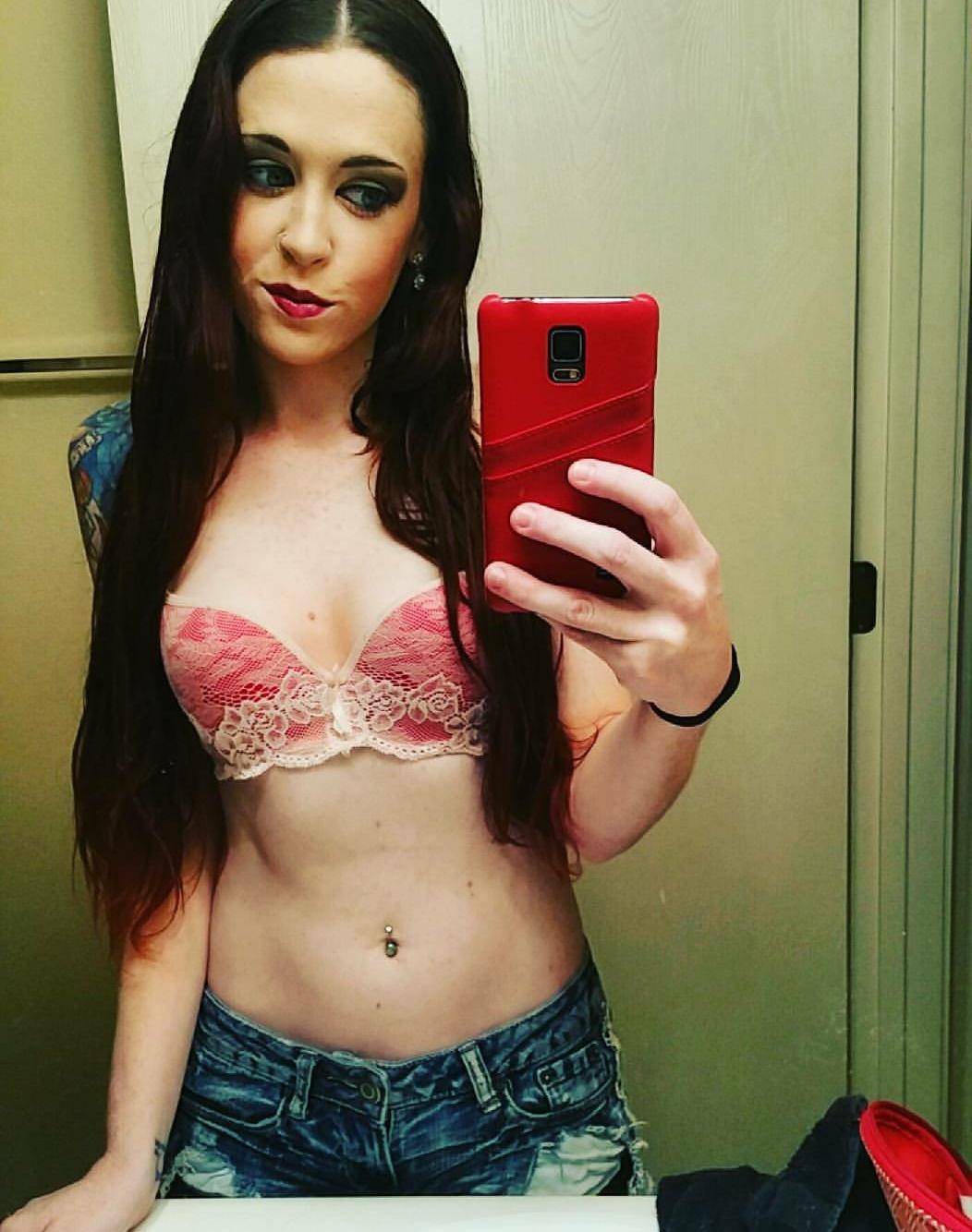 My first post here yesterday seemed to do okay....so, voila. [F ...