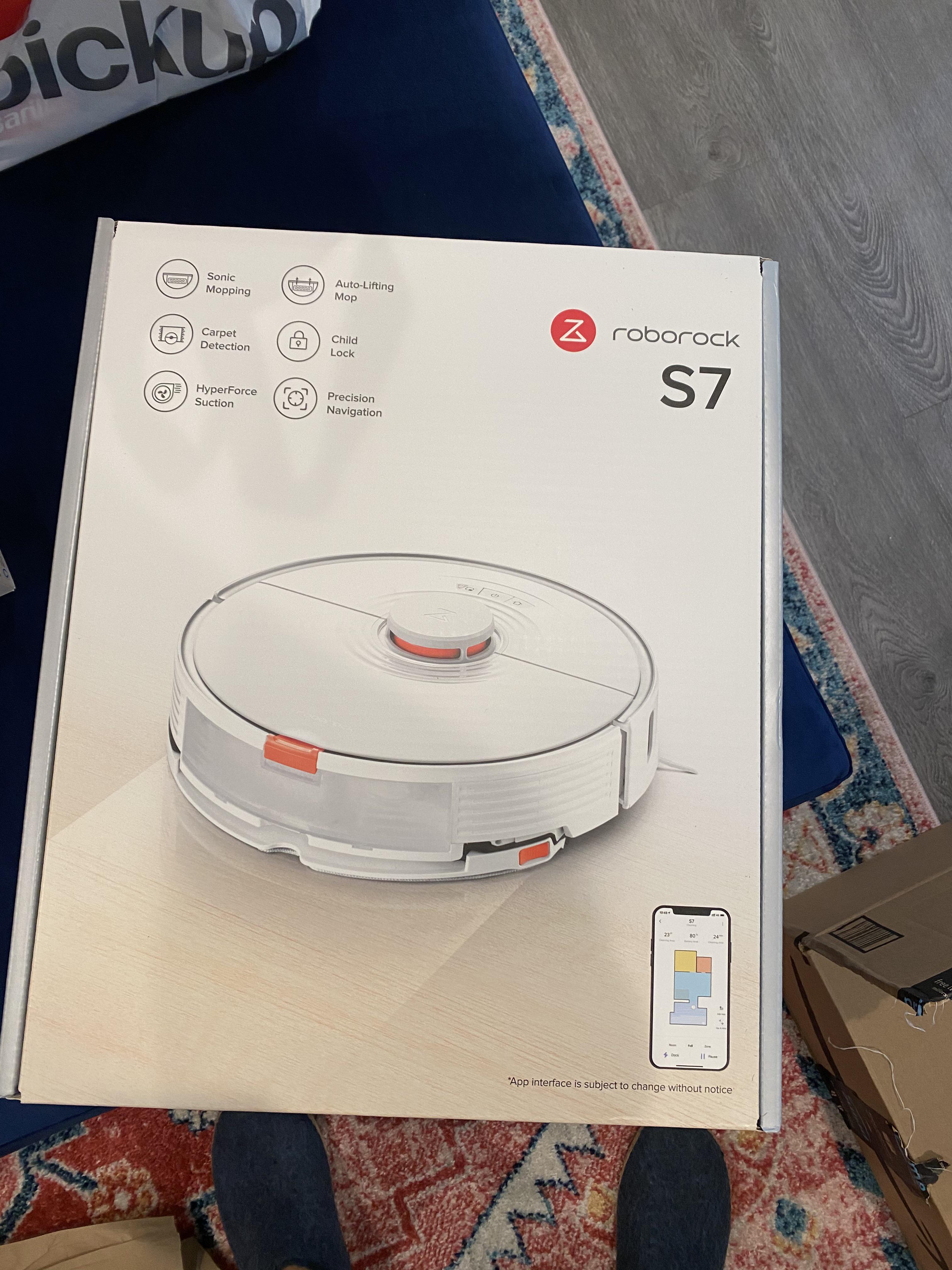 My first robot vacuum! | Scrolller