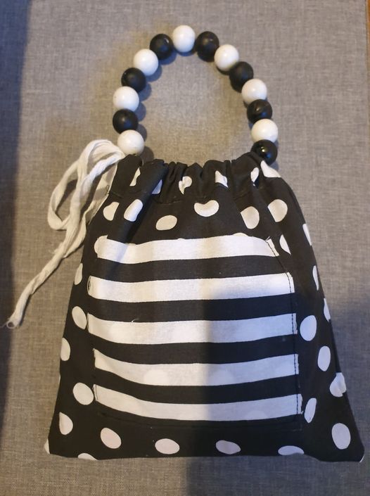 My first sewing project - A bag! | Scrolller