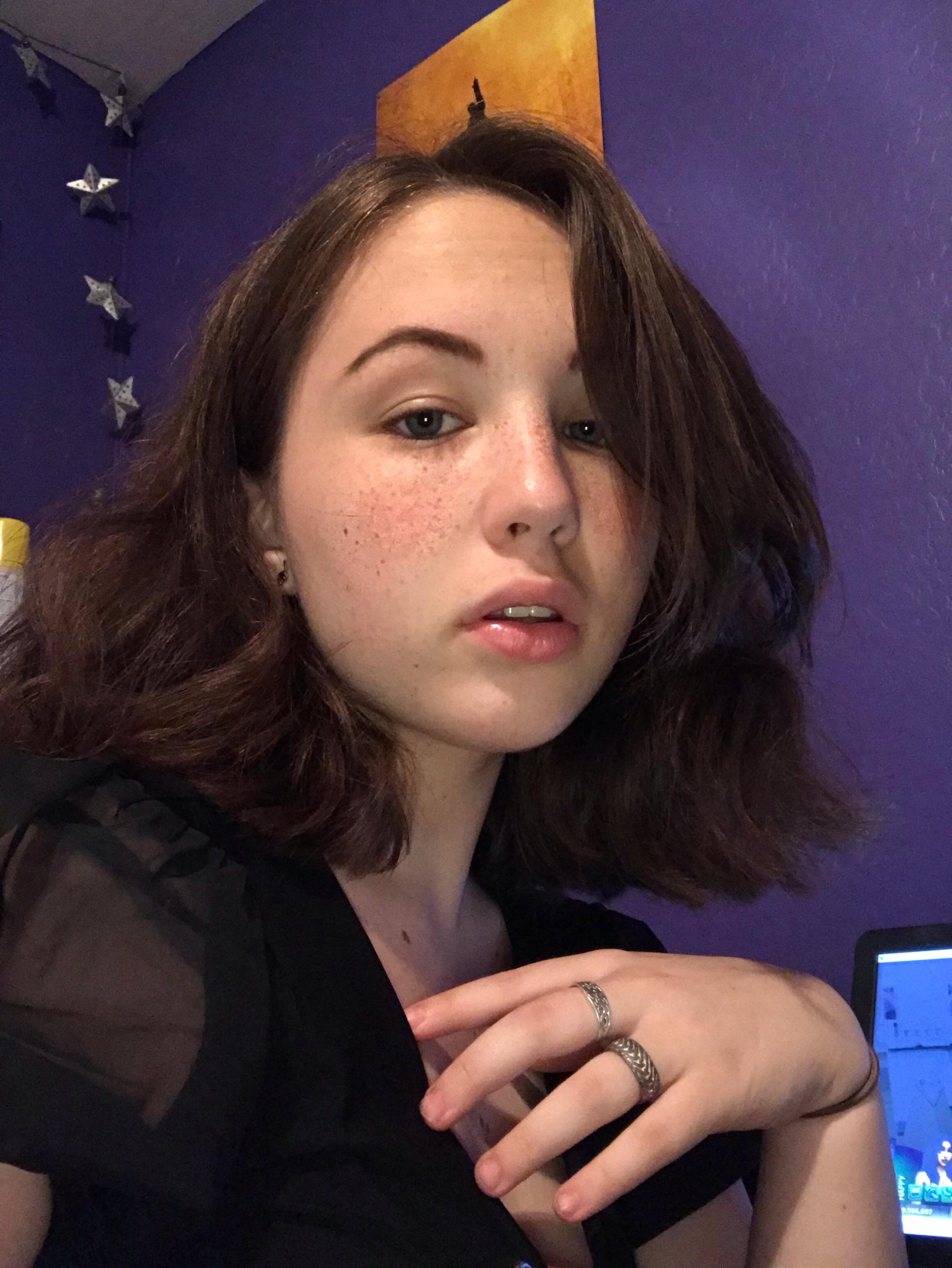 My front facing camera finally works again! Woohoo!! | Scrolller