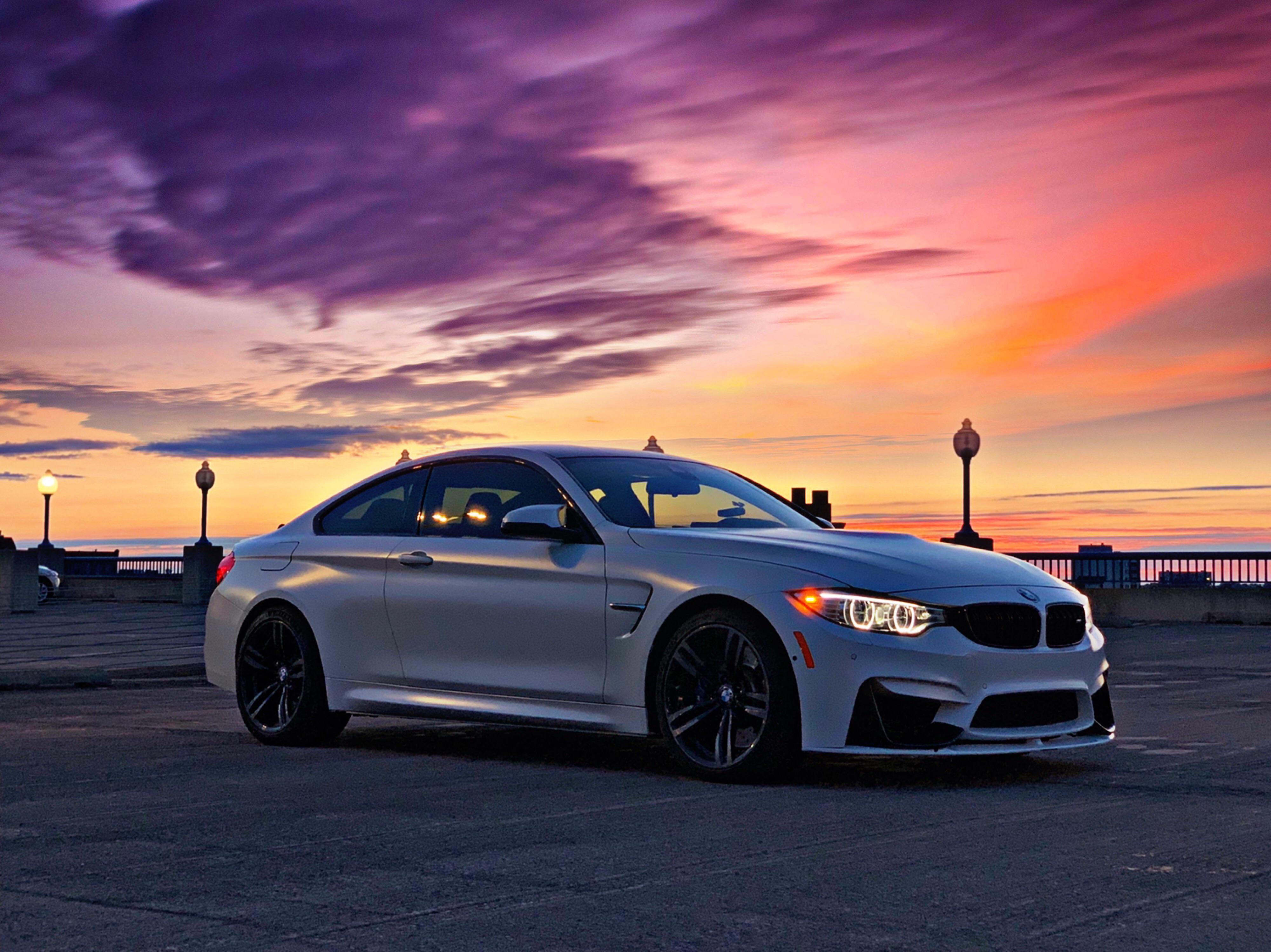 My Frozen White M4 | Scrolller