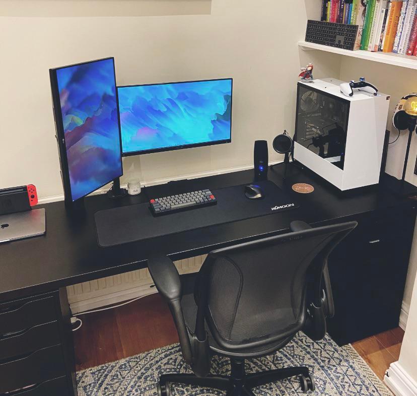 My gaming / workspace | Scrolller