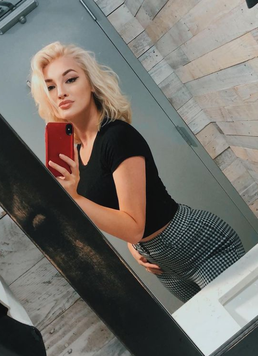 My girlfriend Anna Faith right before sucking a random guy's cock in a public restroom | Scrolller
