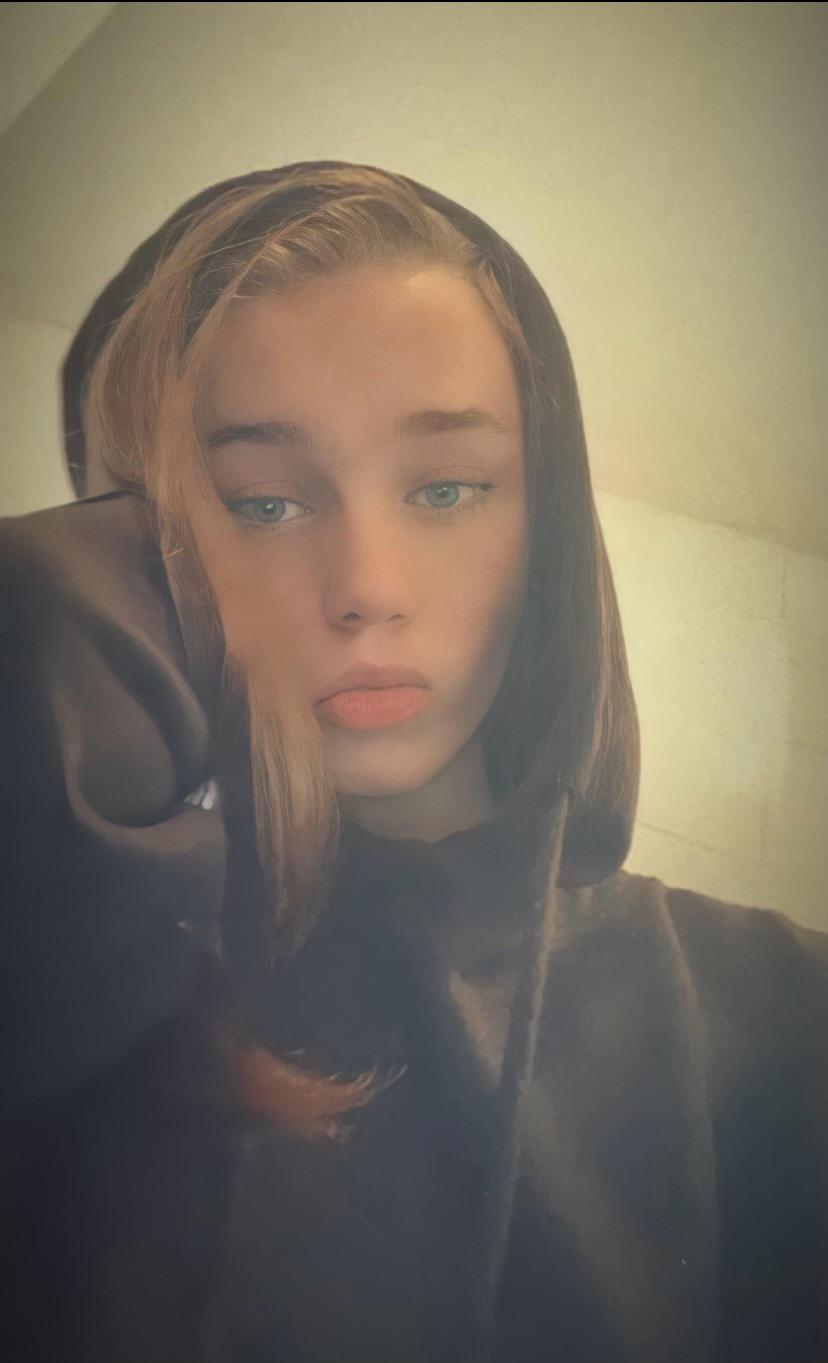 My Girlfriend Is A Cutie 🥰 Scrolller