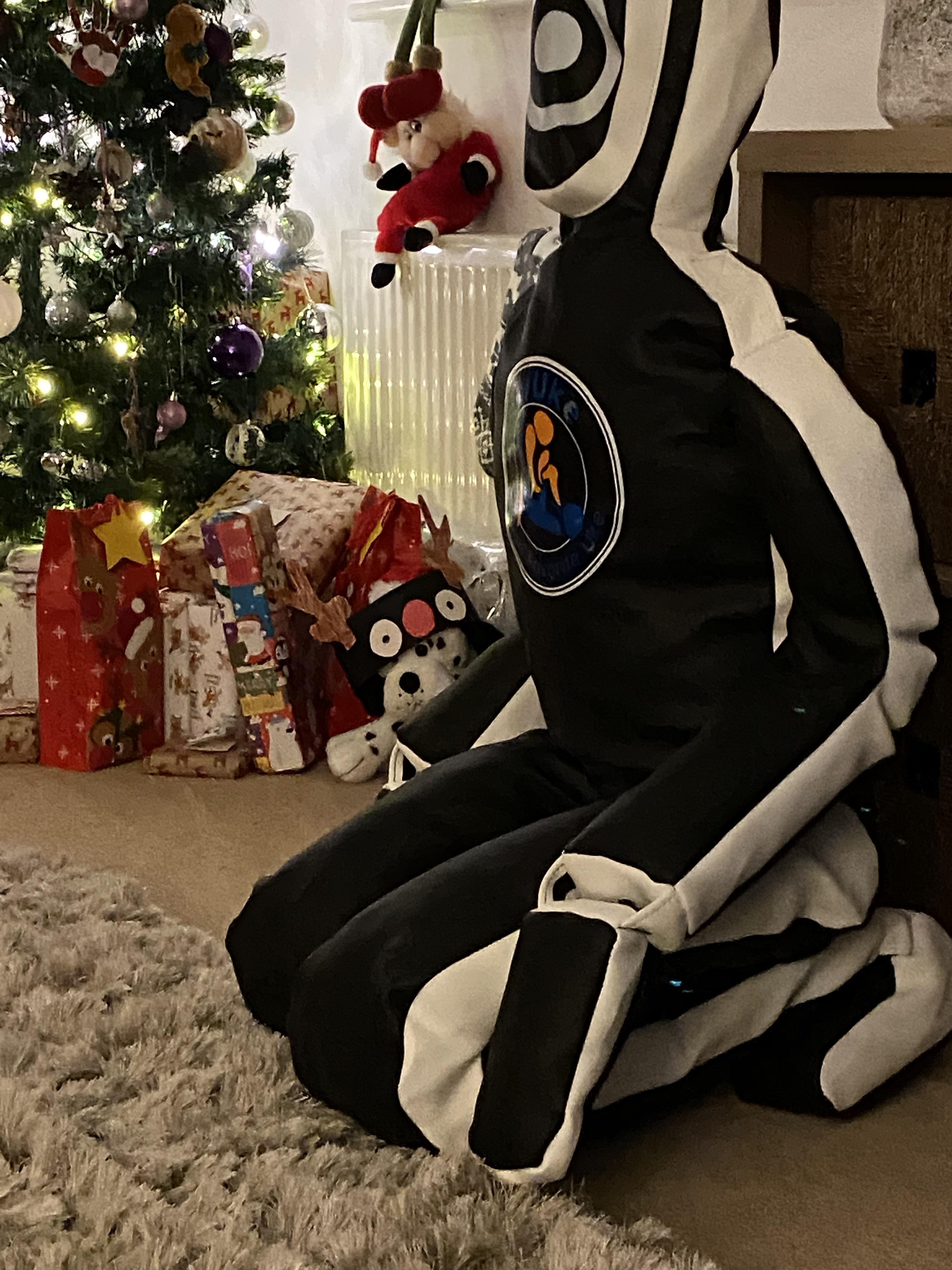 My guy got full flexion! I’m jealous now. | Scrolller