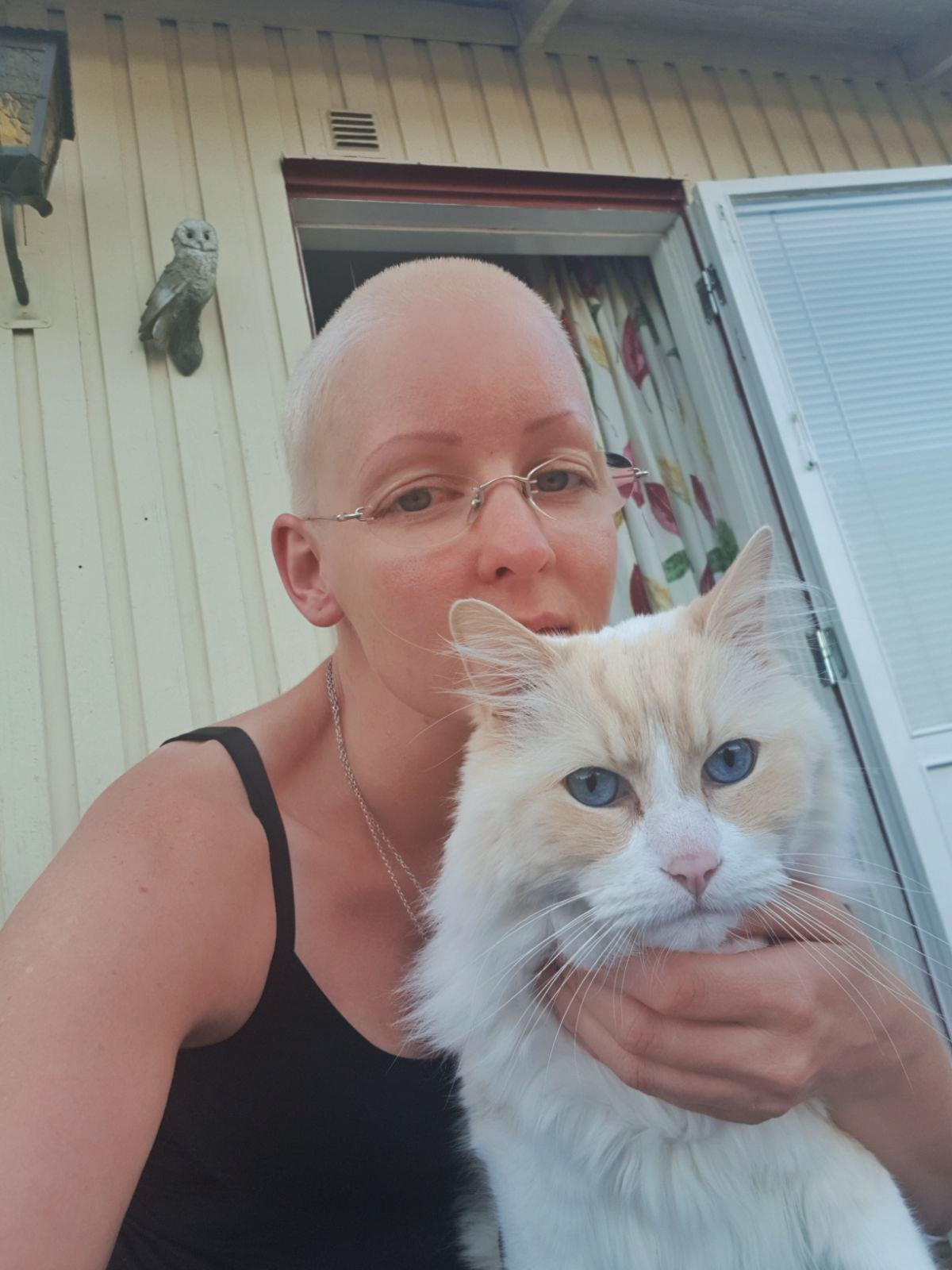 My kitty Sammy and me. | Scrolller