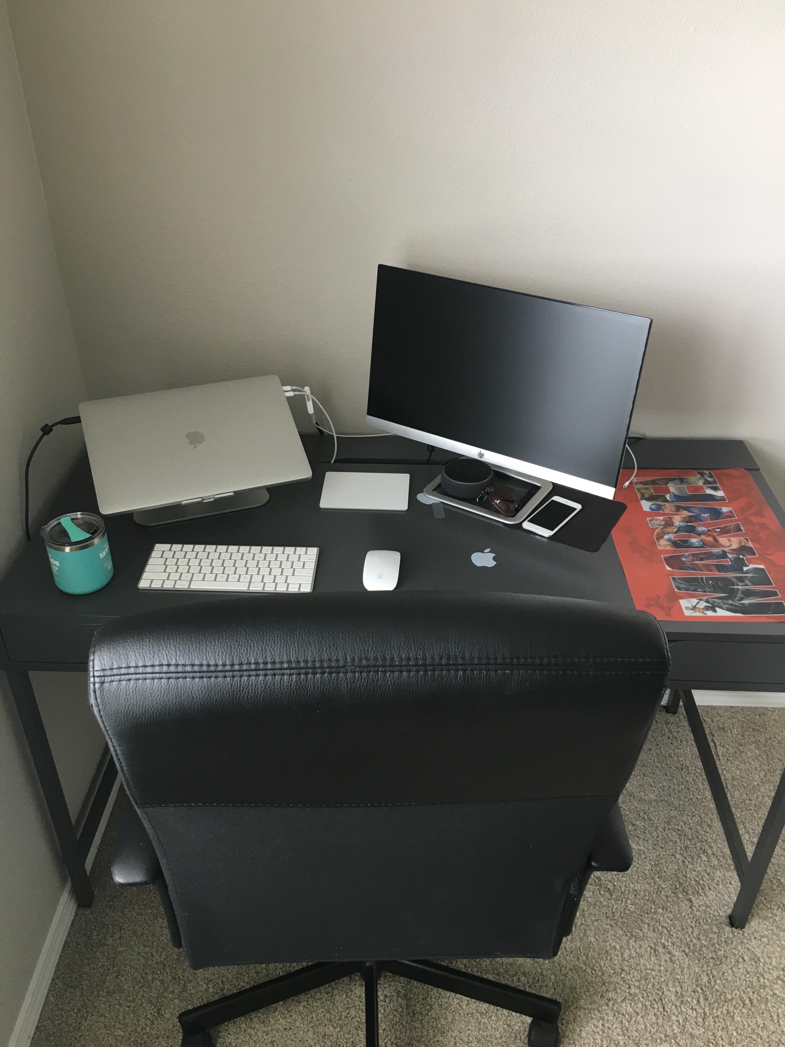 My minimalist home office desk setup | Scrolller