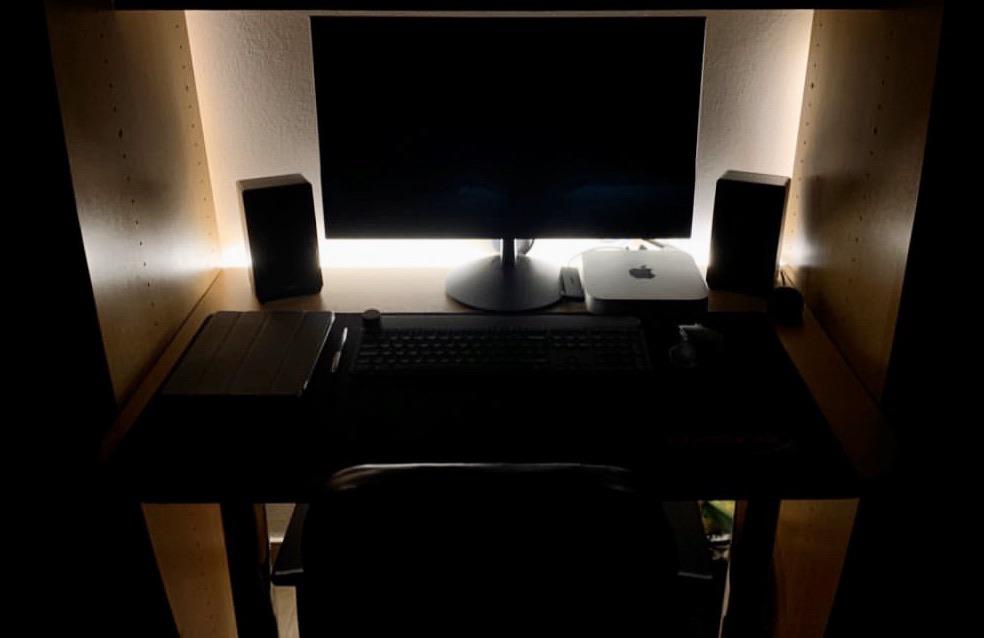 My minimalist setup | Scrolller