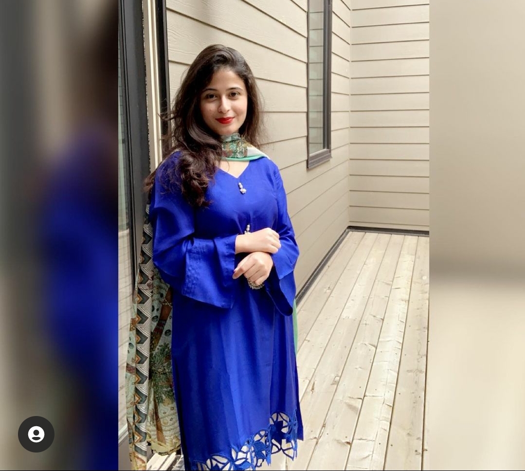 My Muslimah Sister Loves Hindu Cock I Can Give Her Insta If You Want To