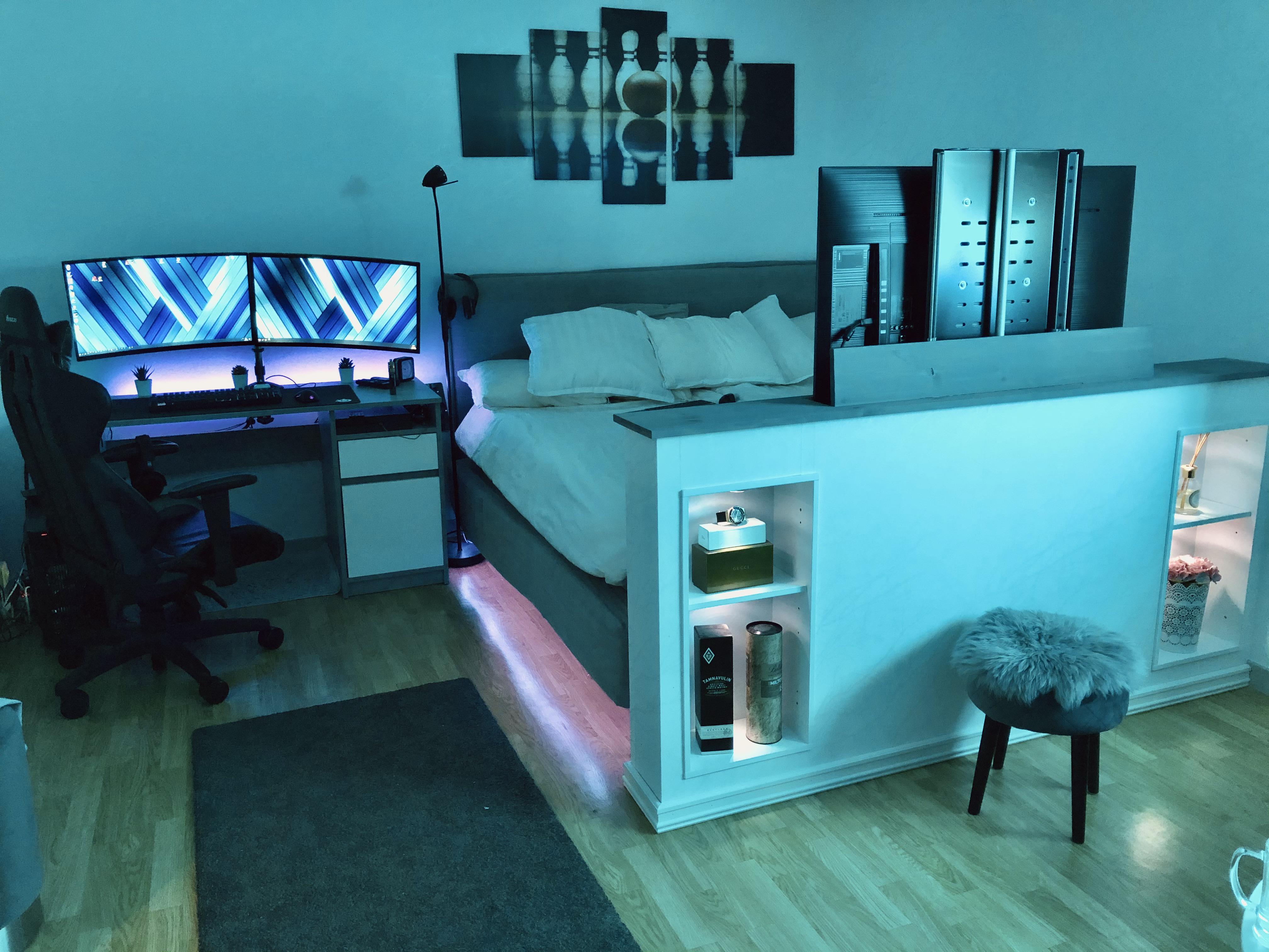 My PC / Bedroom Setup | Scrolller