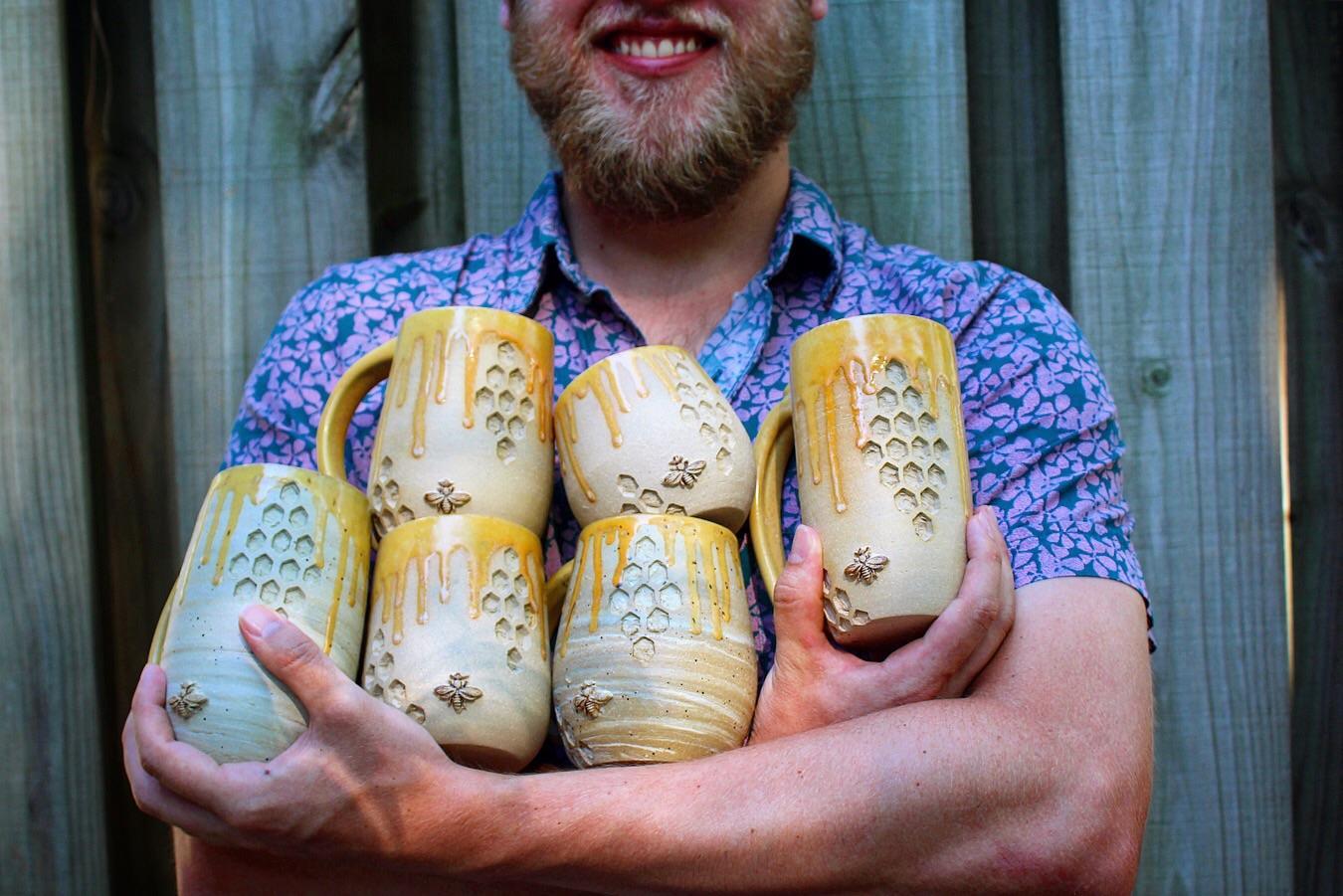 My Queen Bees | Scrolller