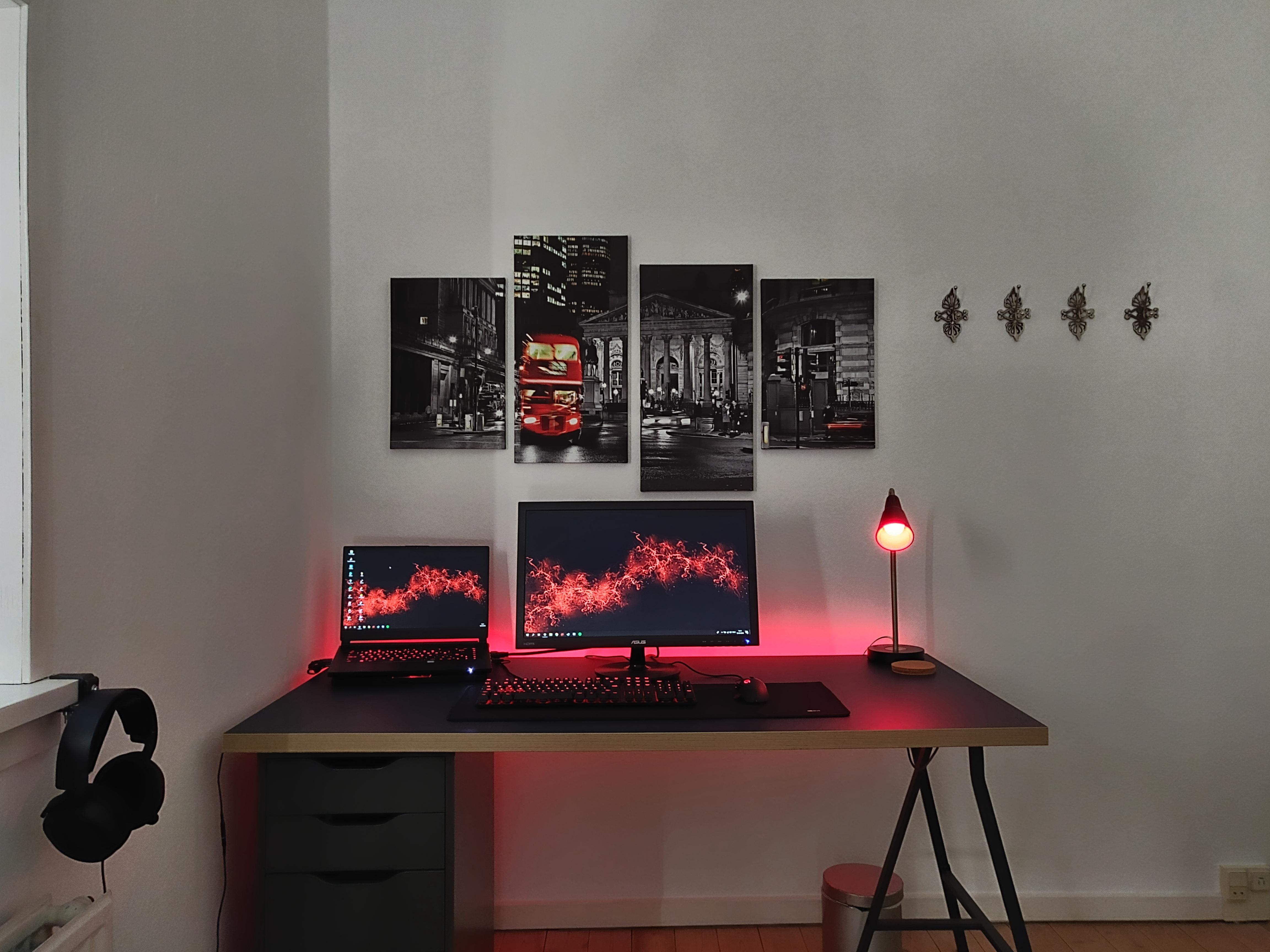 My red and black themed laptop setup v2 | Scrolller