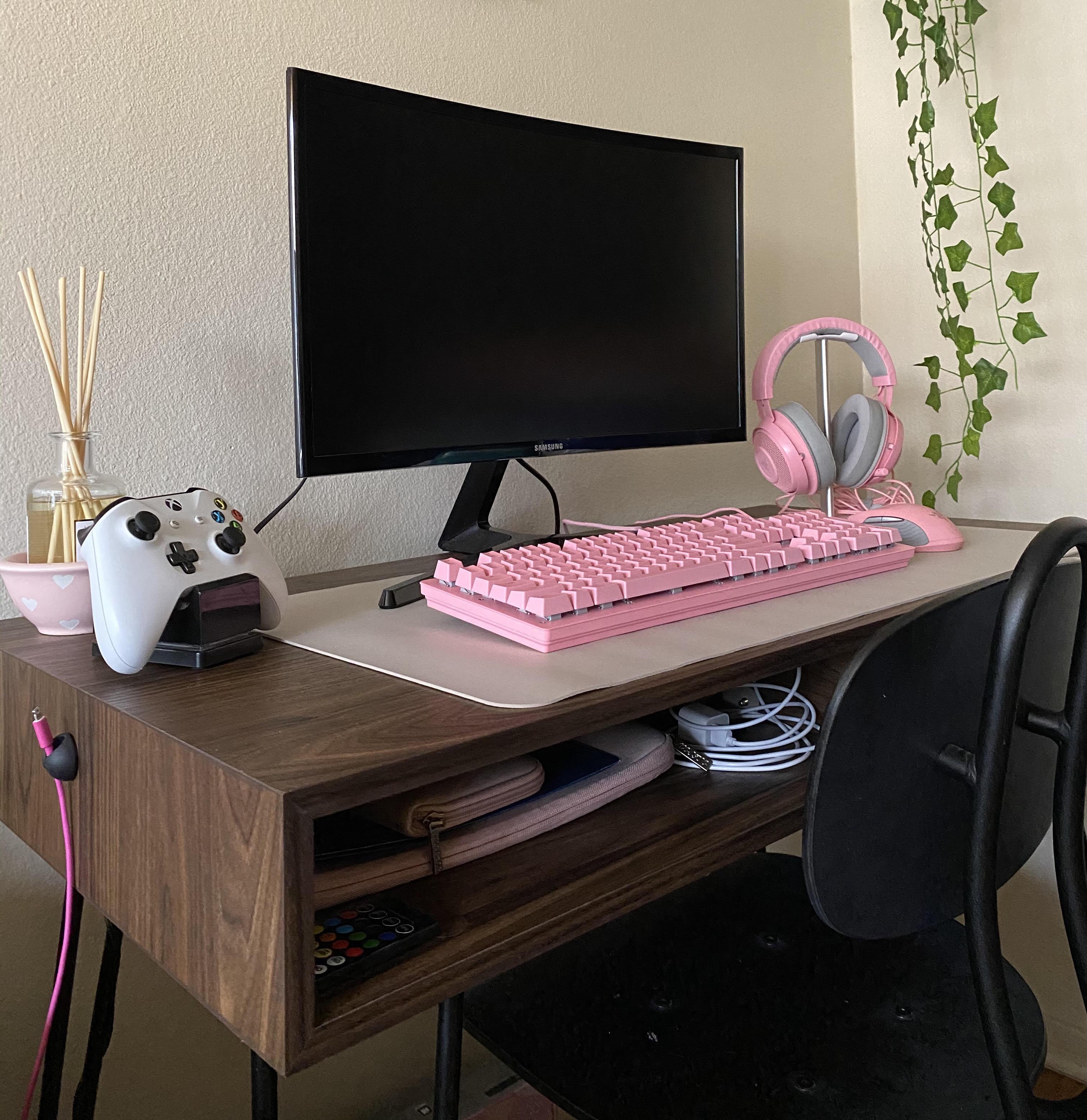 Simple setup :) | Scrolller