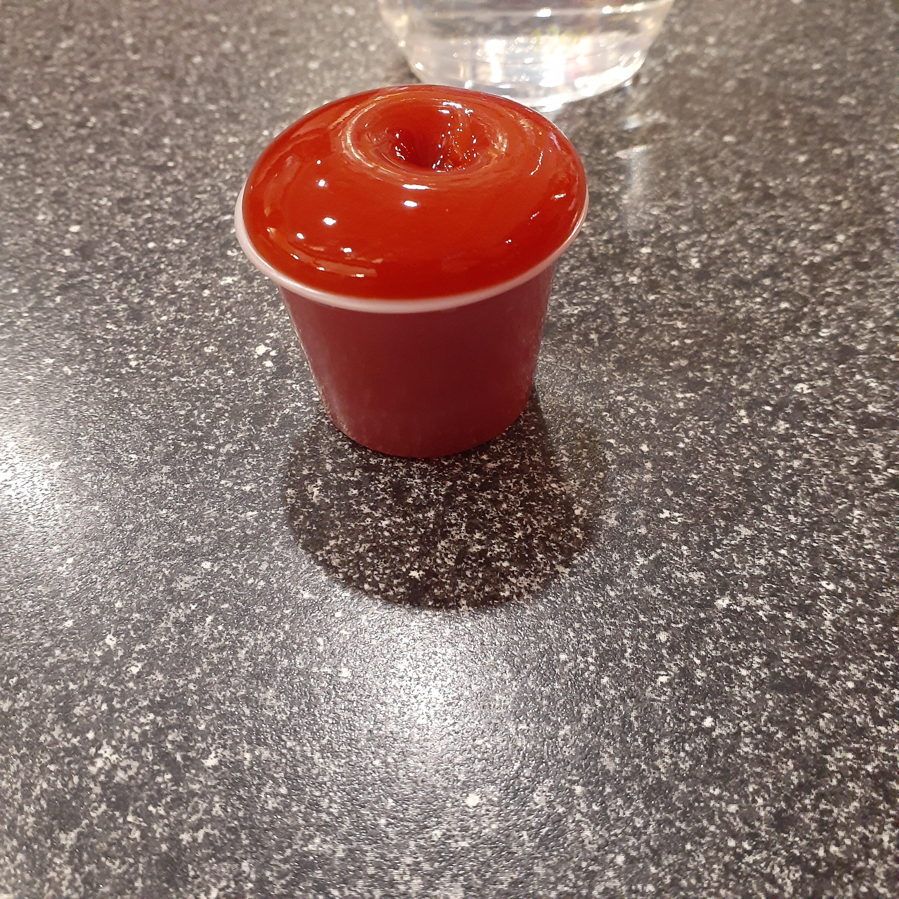 My sister filled the most perfect cup of ketchup. | Scrolller