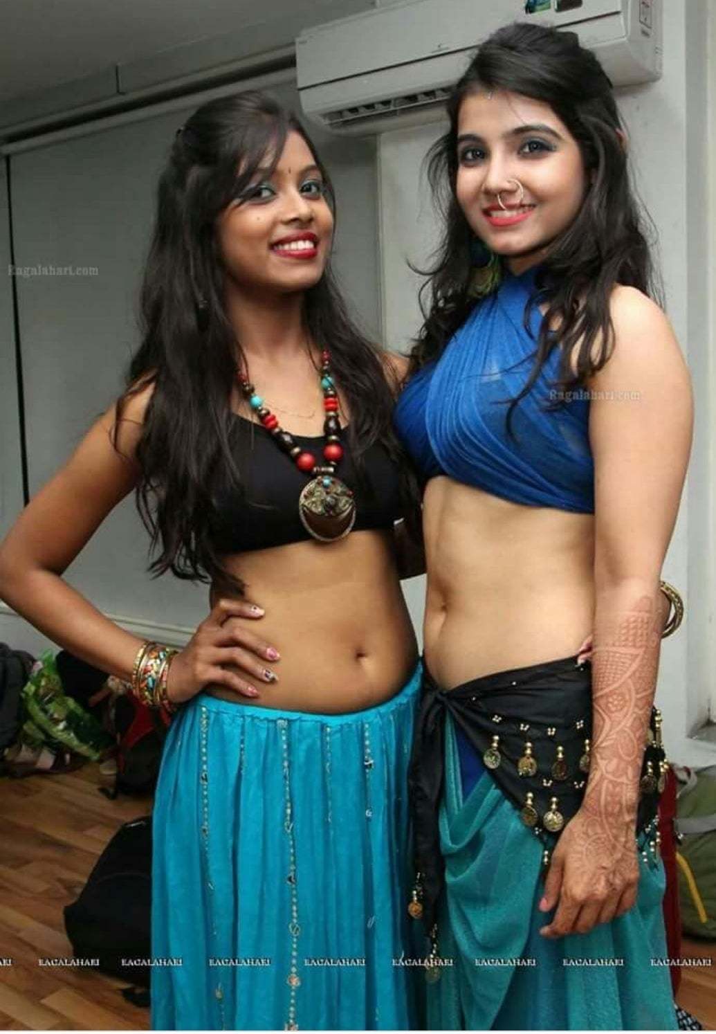 My sister should wear these to entertain my friends | Scrolller