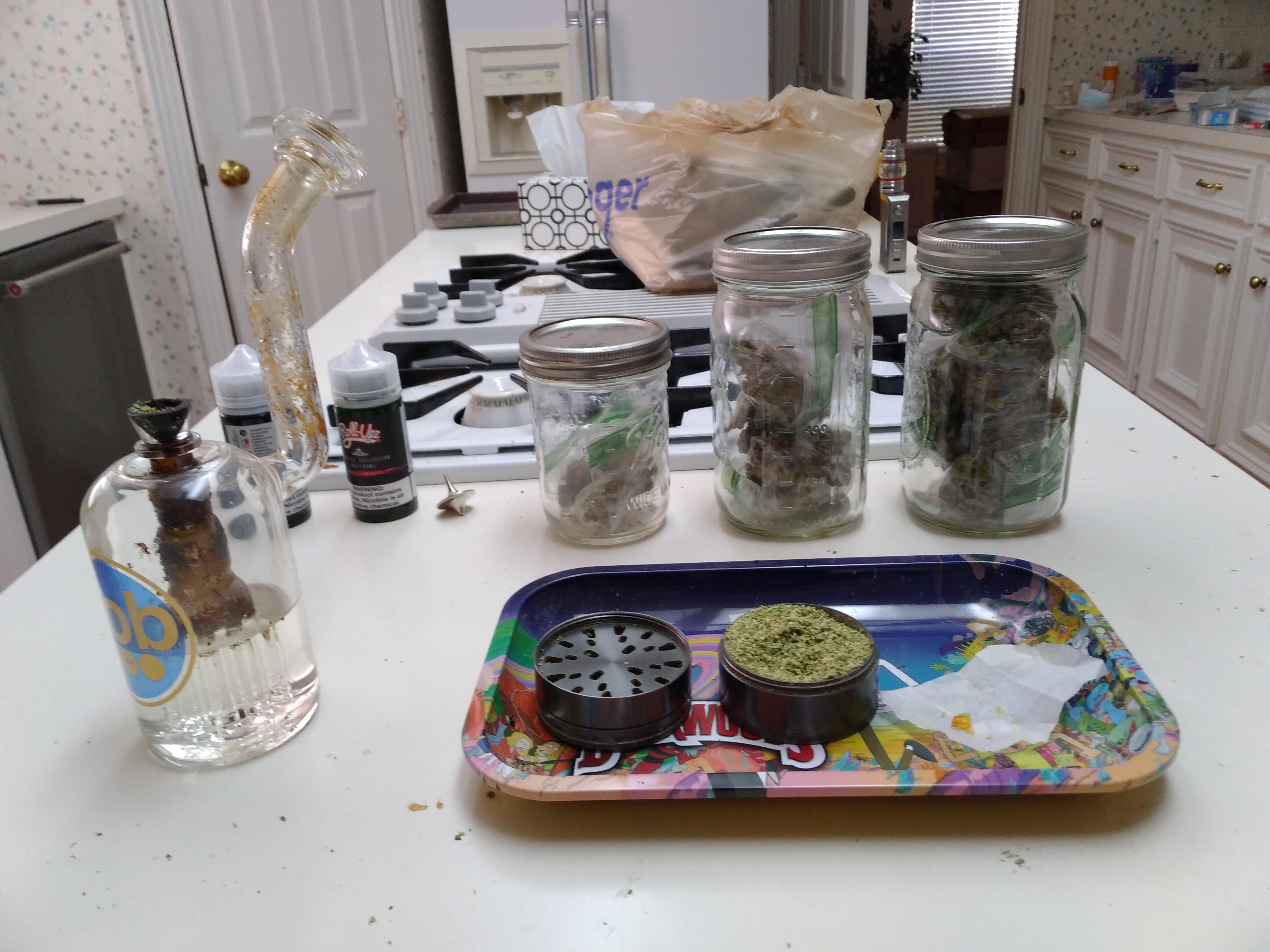 My stash and bubbler | Scrolller