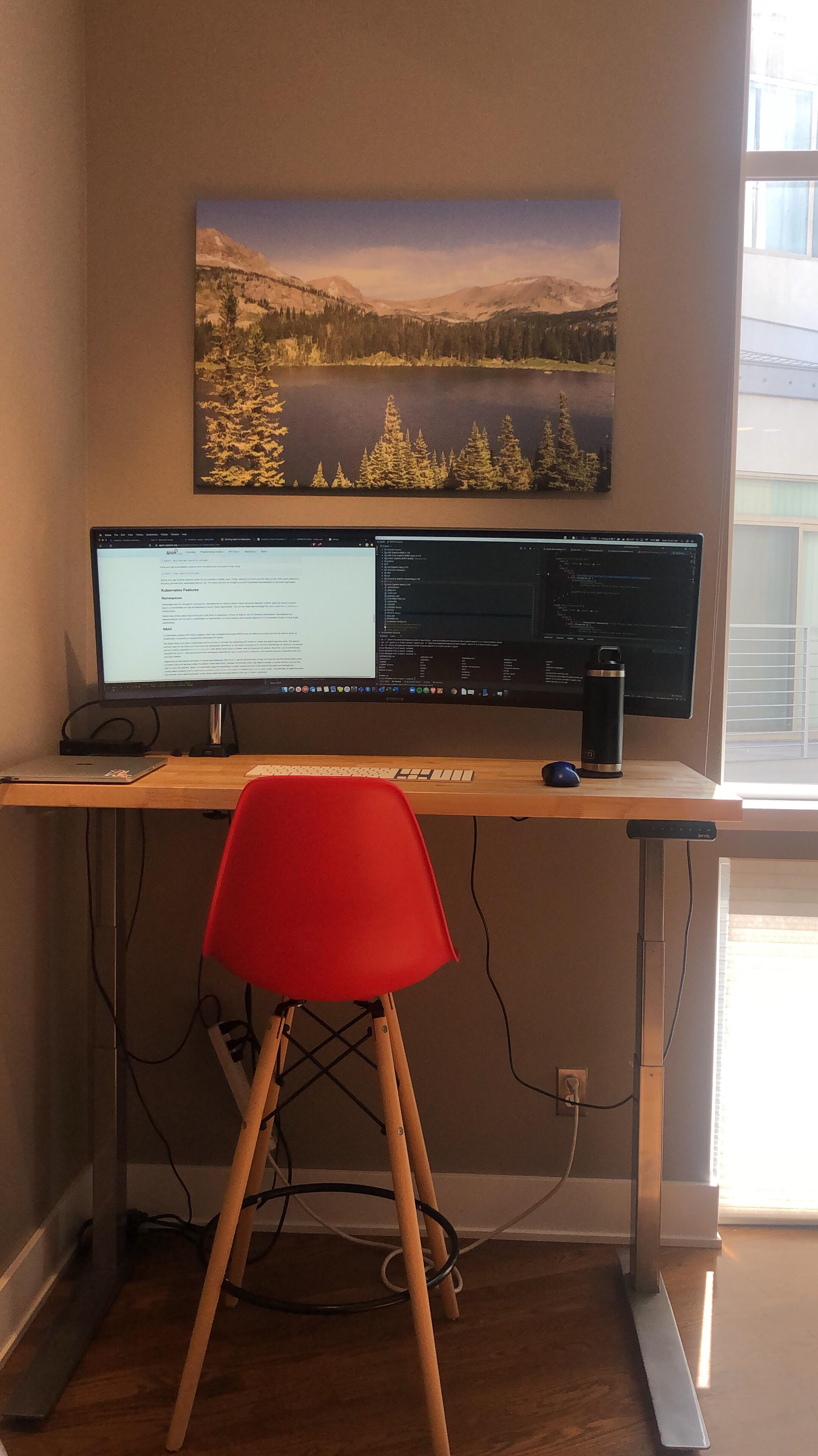 My work from home setup | Scrolller