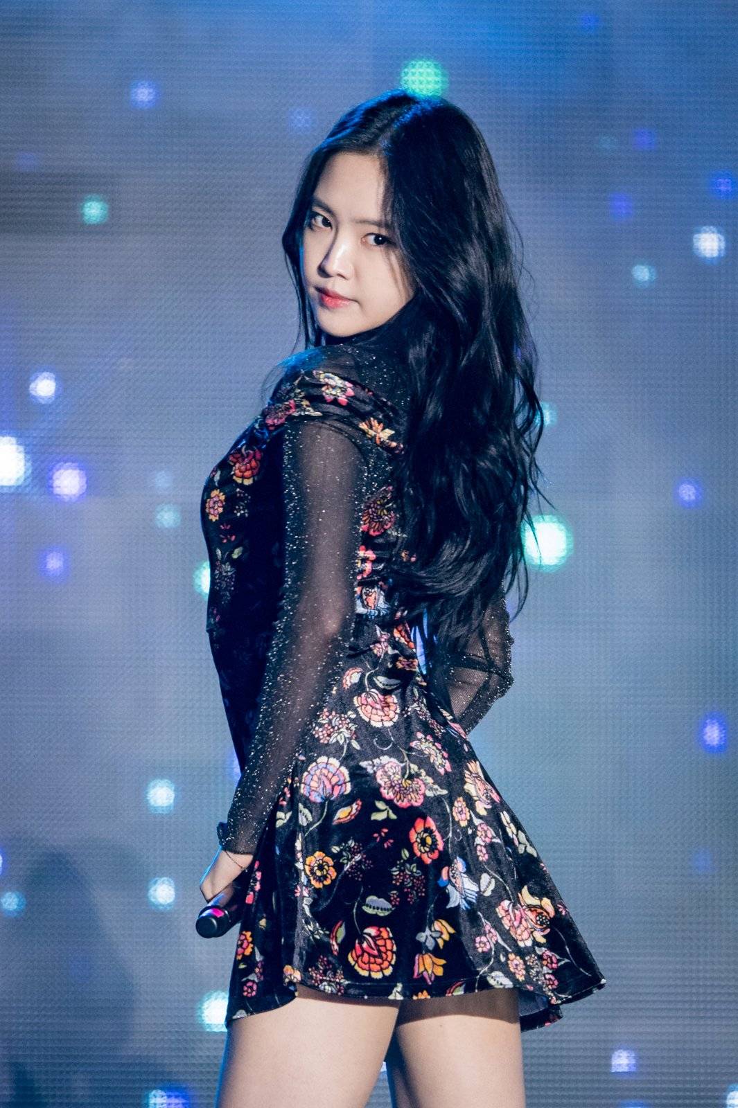 Naeun's backside | Scrolller