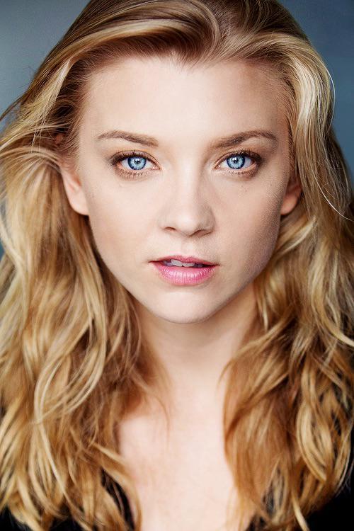 Natalie Dormer Scrolller
