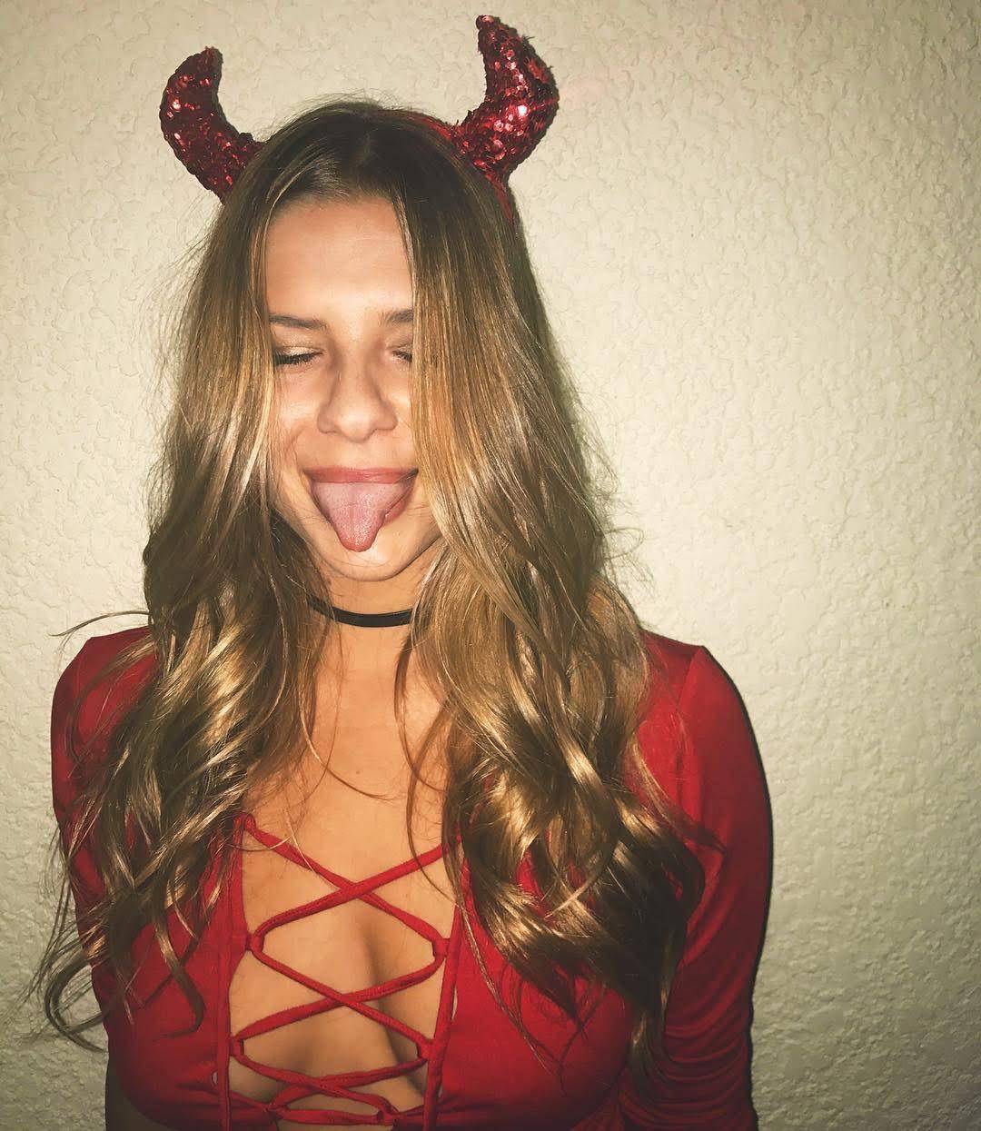 Naughty devil | Scrolller