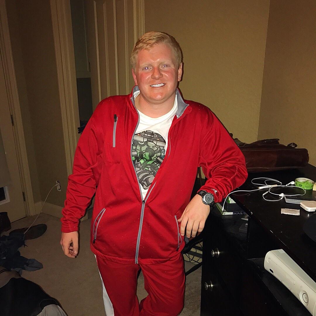 Neat costume Barry. Thanks other Barry | Scrolller