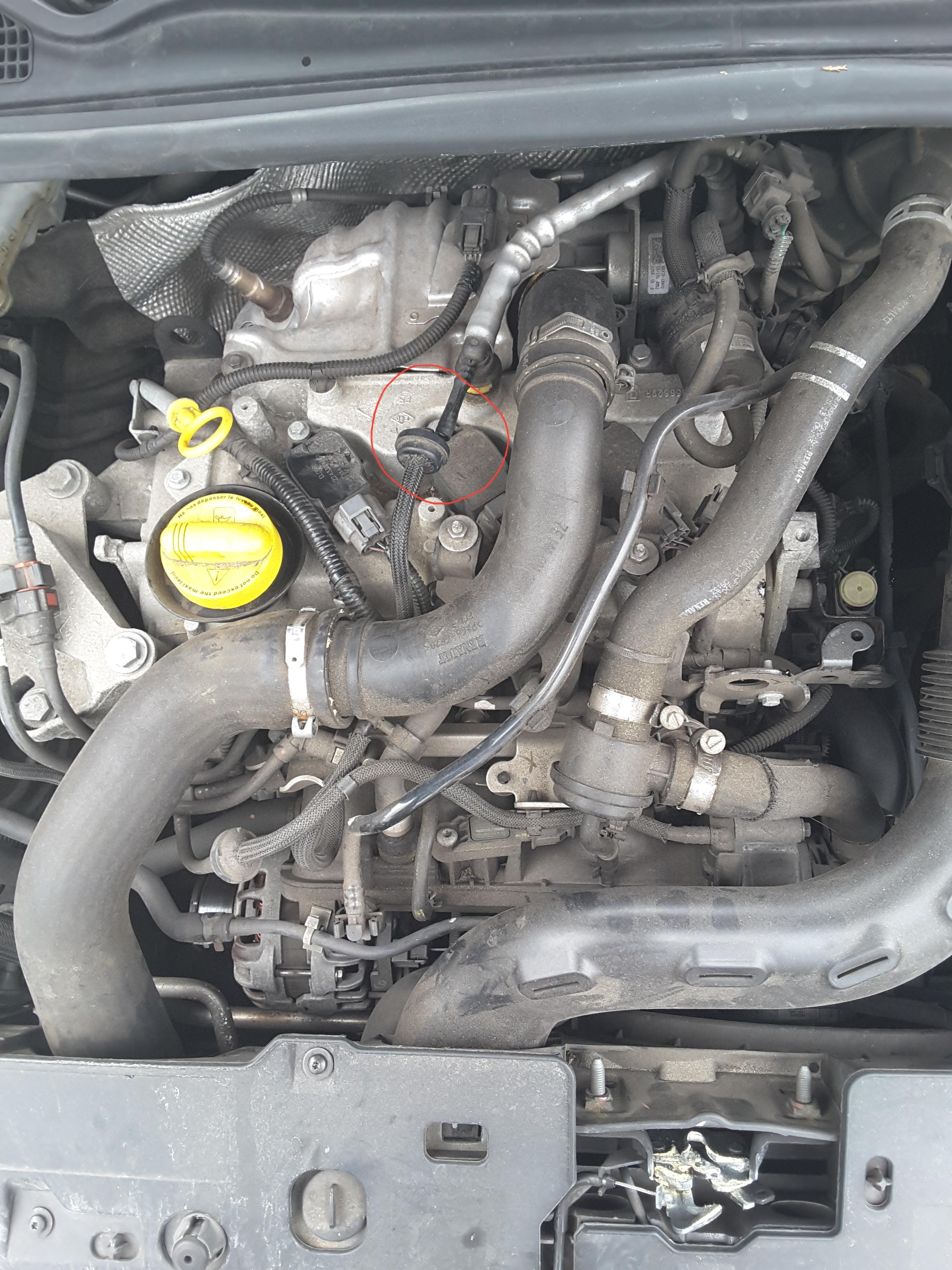 Need help identifying this broken part of renault clio engine tci 2013 | Scrolller