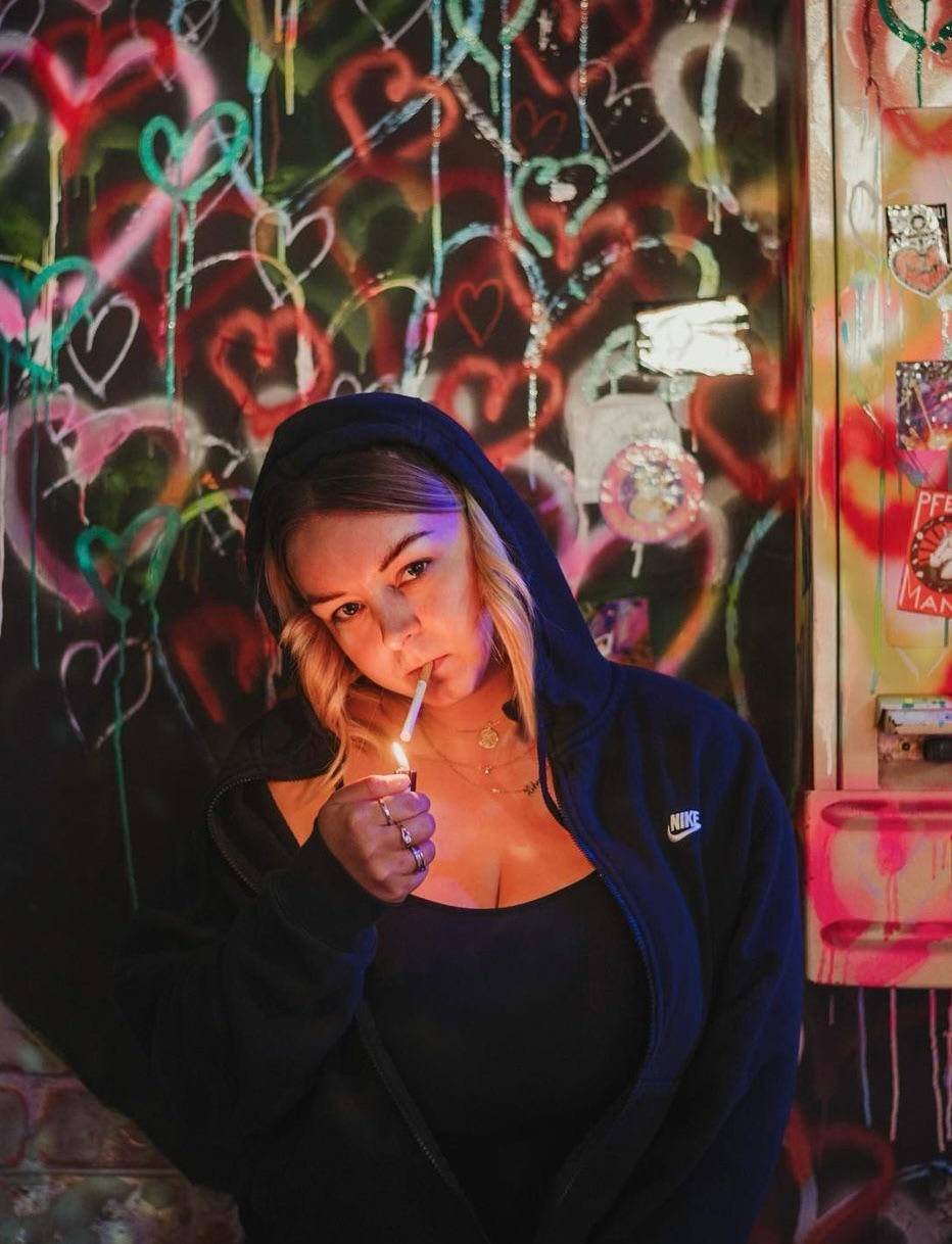 Neues Bild von ihr | Scrolller