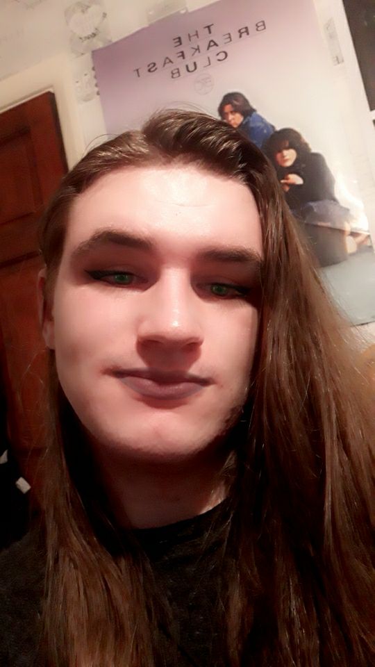 Trying a new look | Scrolller