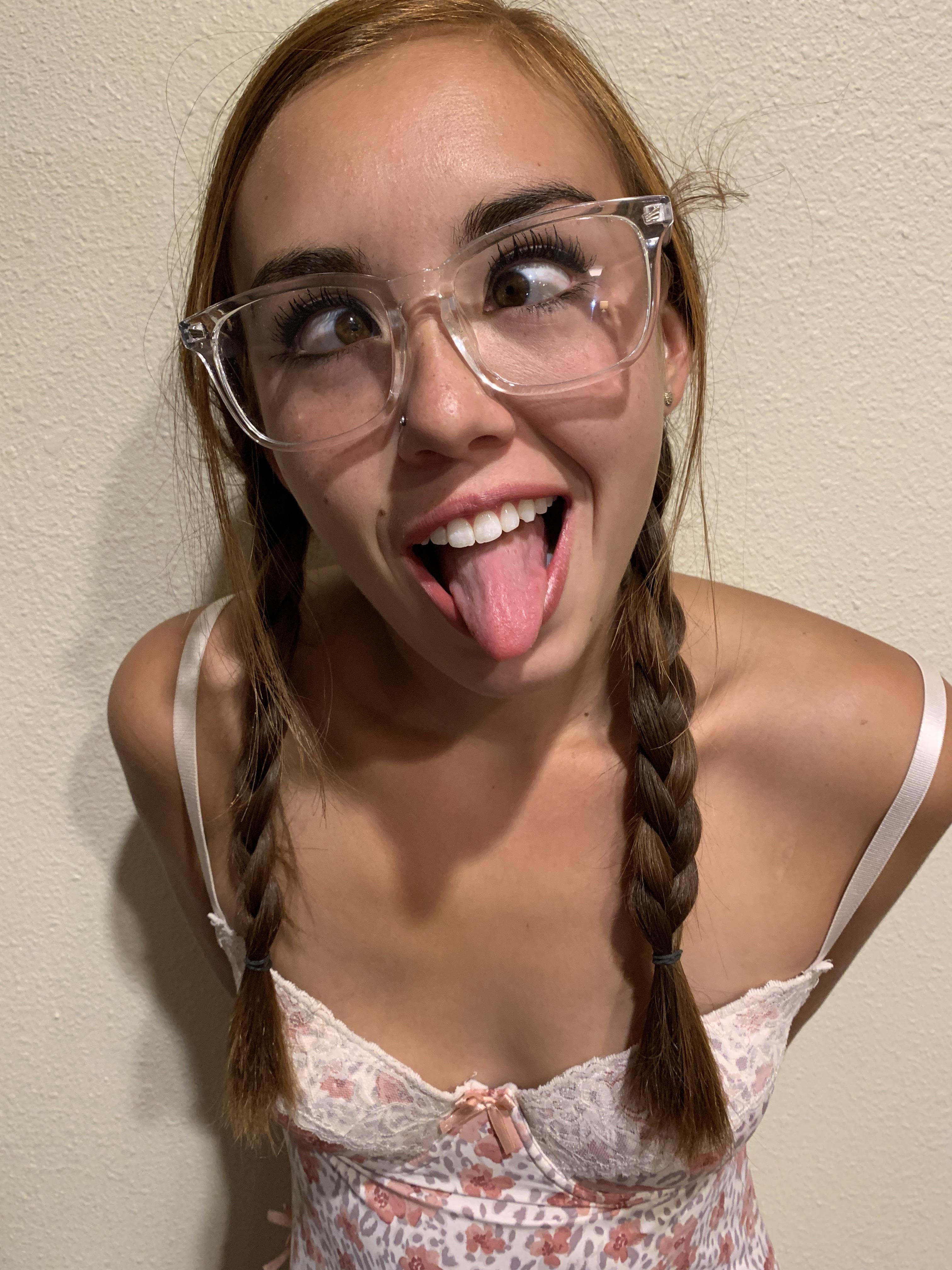 New Glasses! Before they got messy ;) | Scrolller New Glasses! Before they got messy ;) | Scrolller