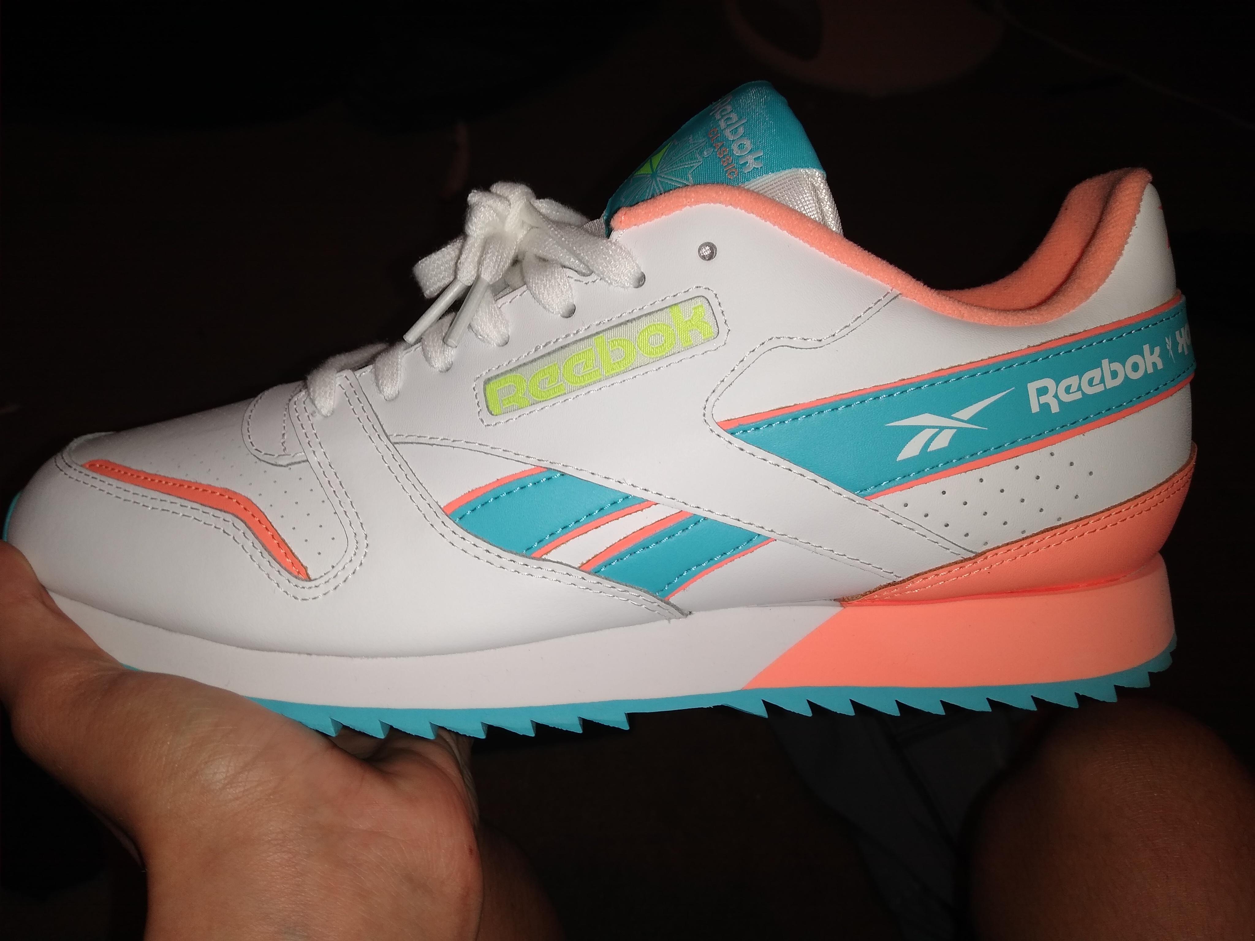 New kicks who dis? | Scrolller