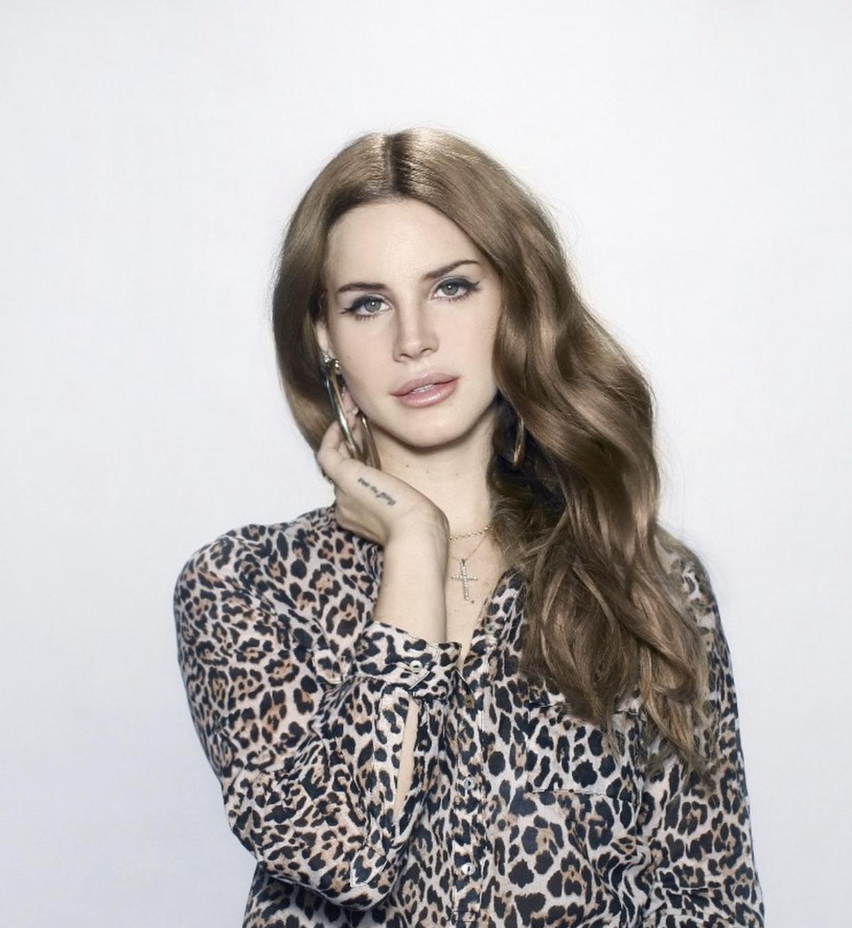 New Lana outtake | Scrolller