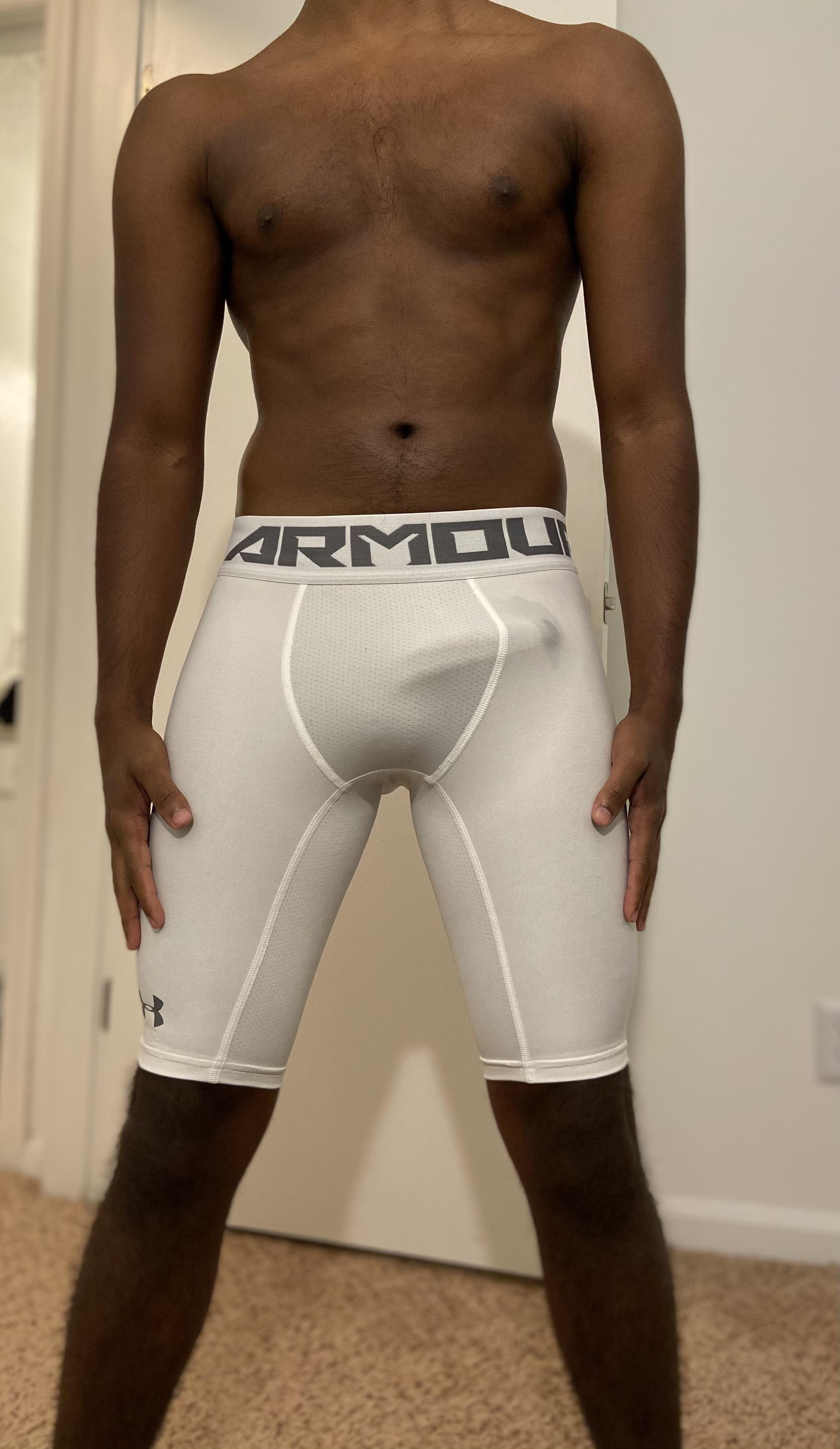 New pair of Under Armour | Scrolller