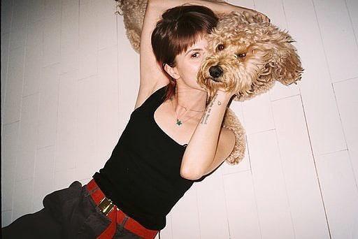 New photo of Hayley and Alf | Scrolller