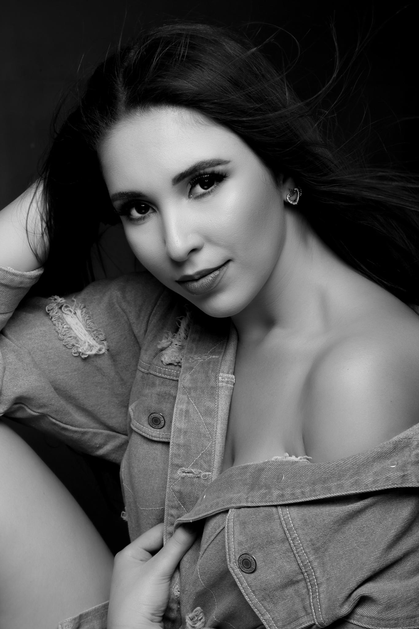 New Studio Session | Scrolller