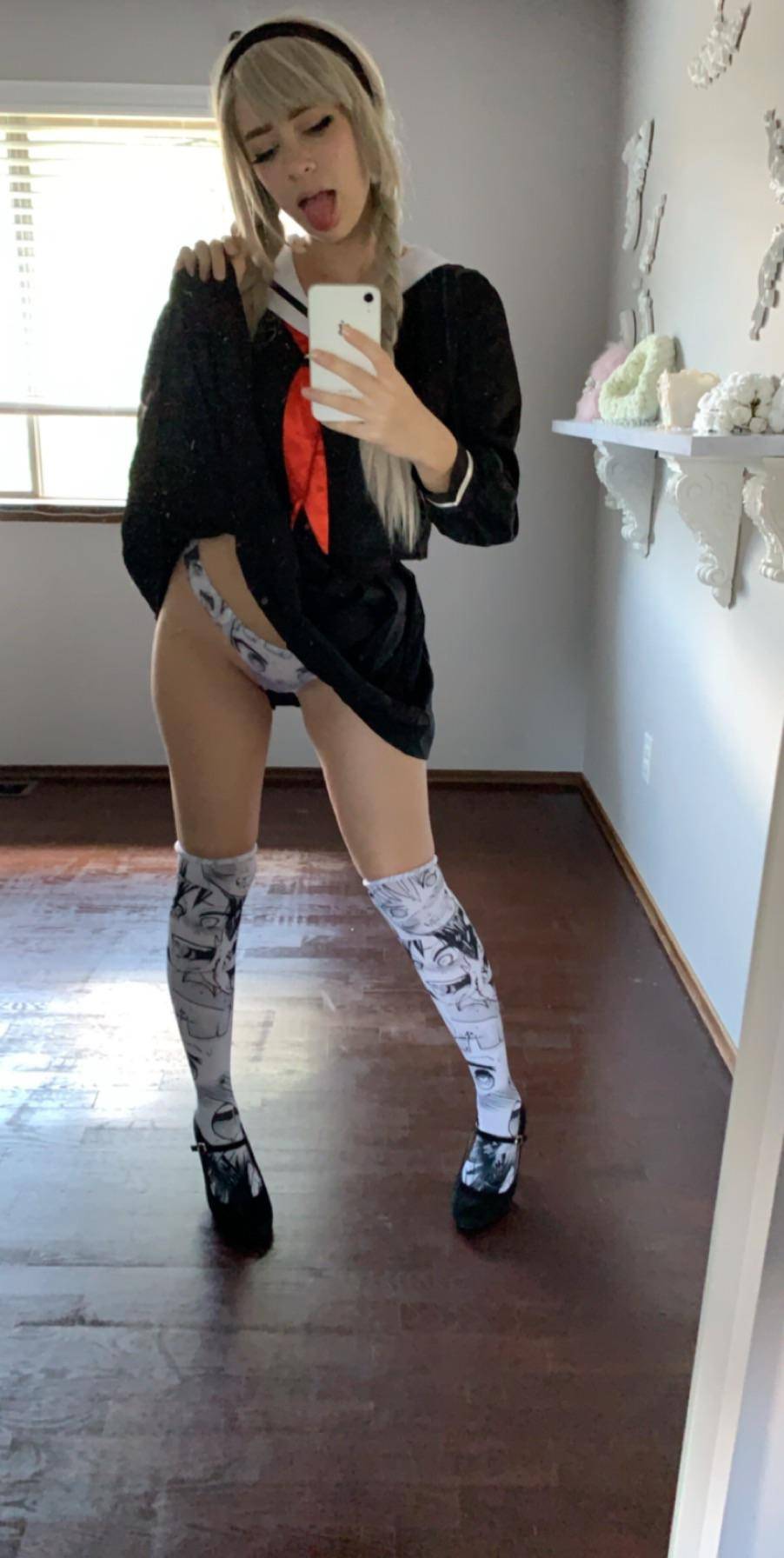 New vid is up 🤗 hope you like my OC! link below! | Scrolller