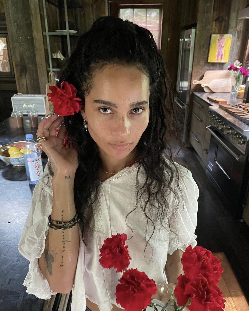 new zoe kravitz just dropped | Scrolller
