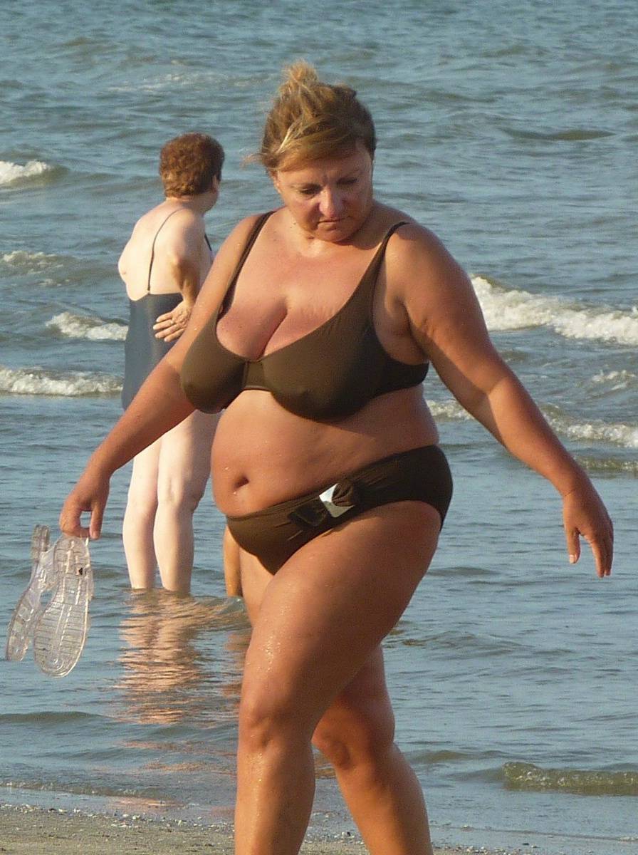 Nice pokies on this tan mature BBW | Scrolller