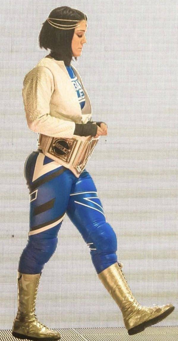 Nice resting spot for the belt🍑🍑 | Scrolller