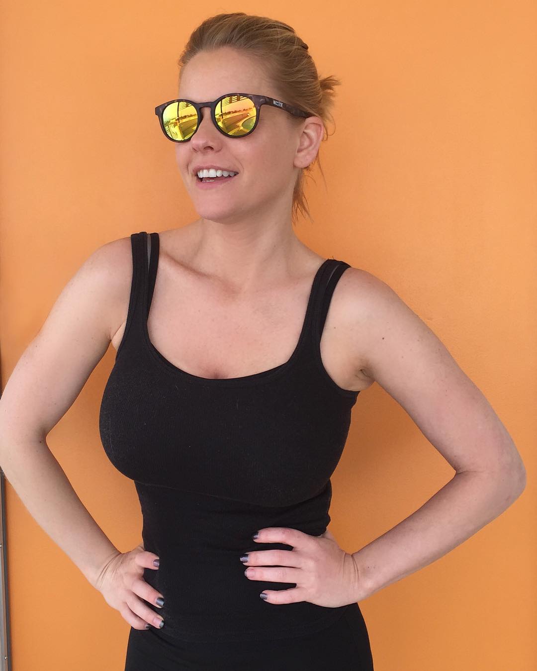 Nice Shades (Highest Resolution) | Scrolller