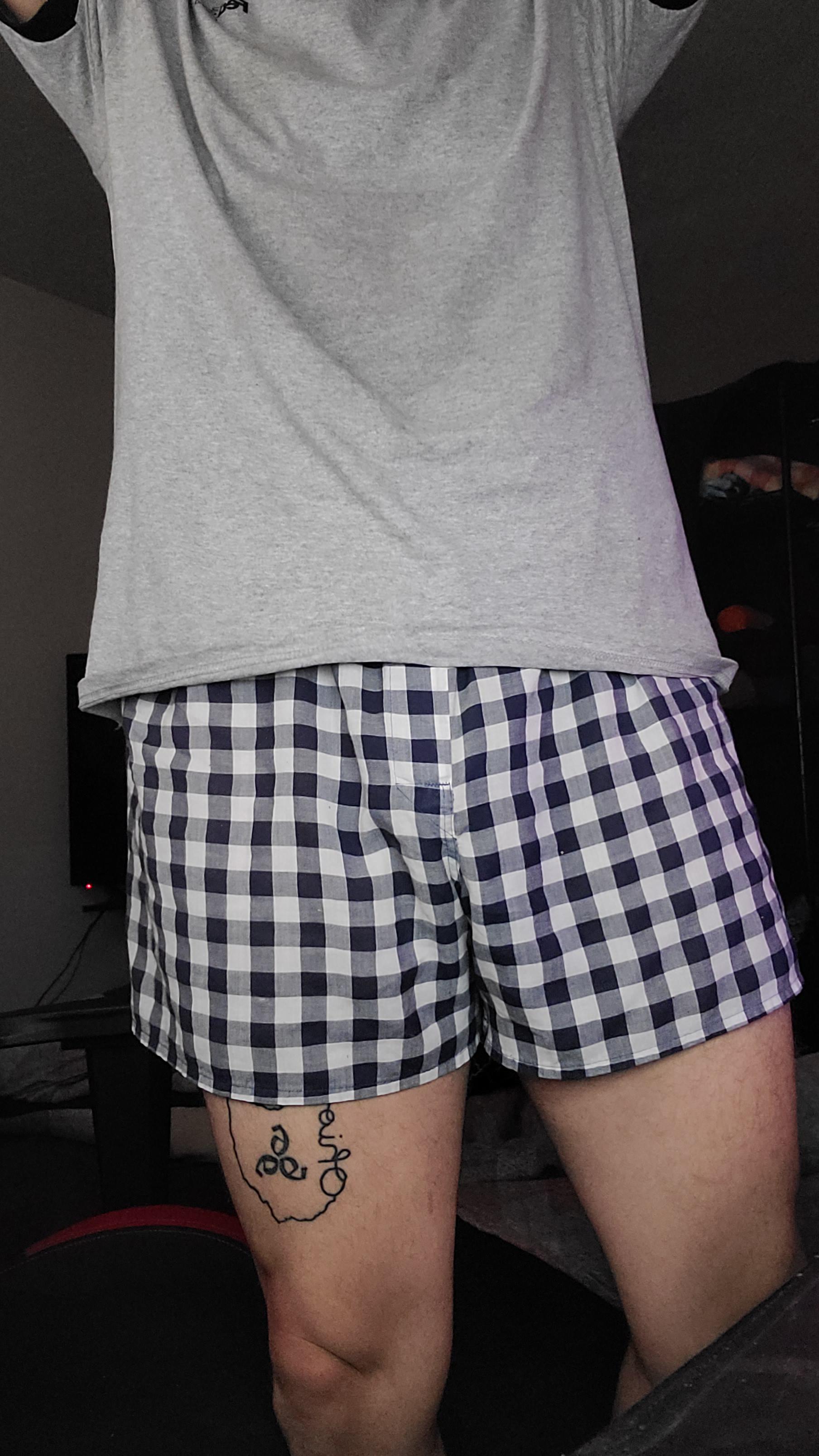 Nice to take my pants off after a long day | Scrolller