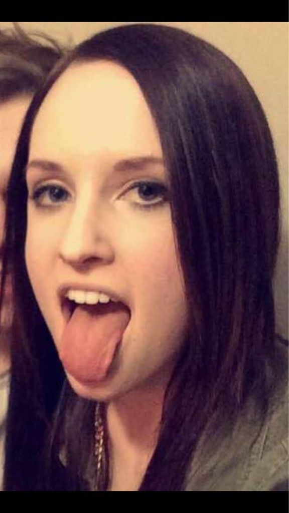 Nice tongue | Scrolller