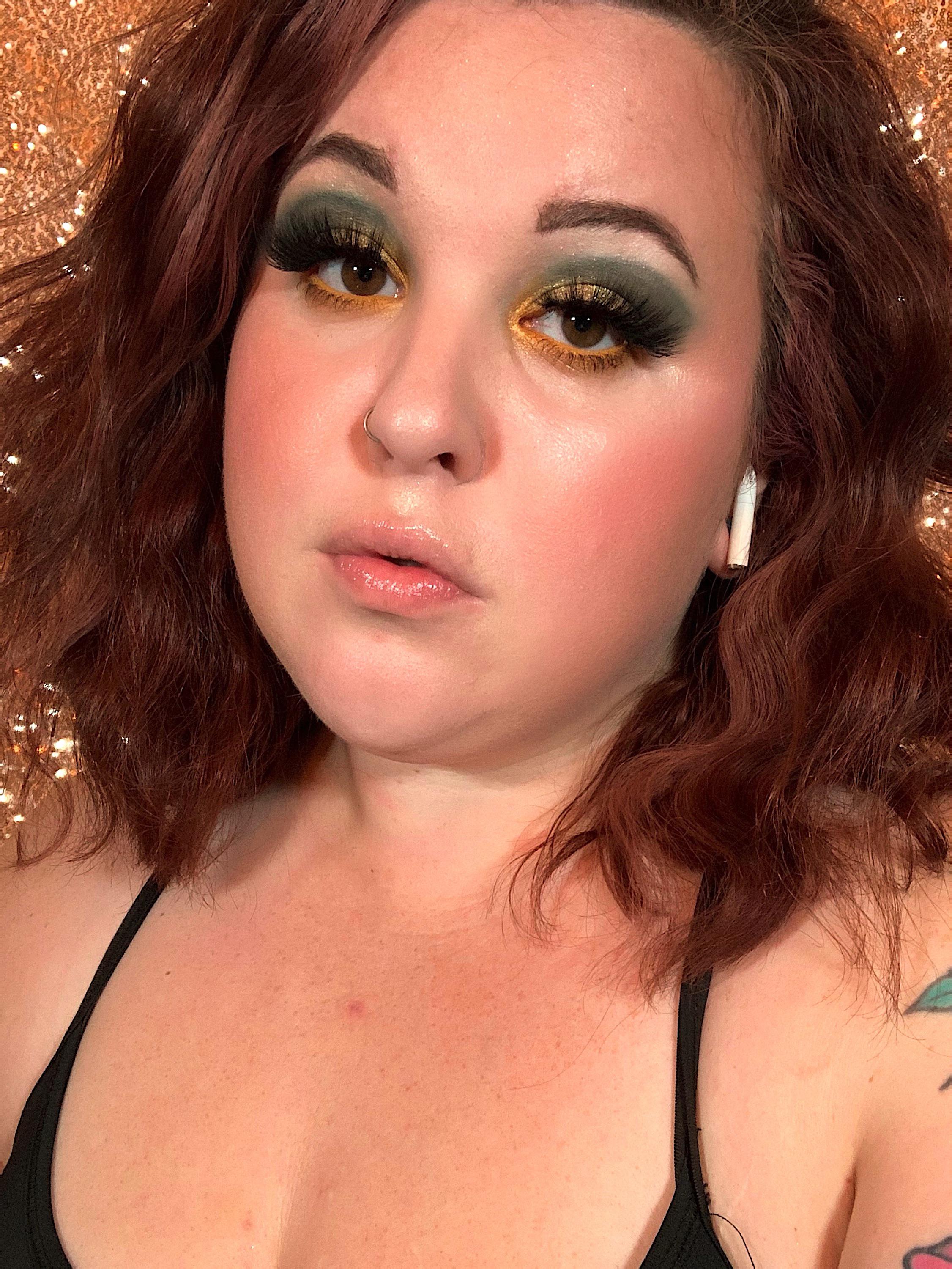 Night owl 😊 (30f) | Scrolller