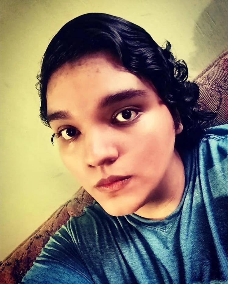 Night selfie 💋 | Scrolller