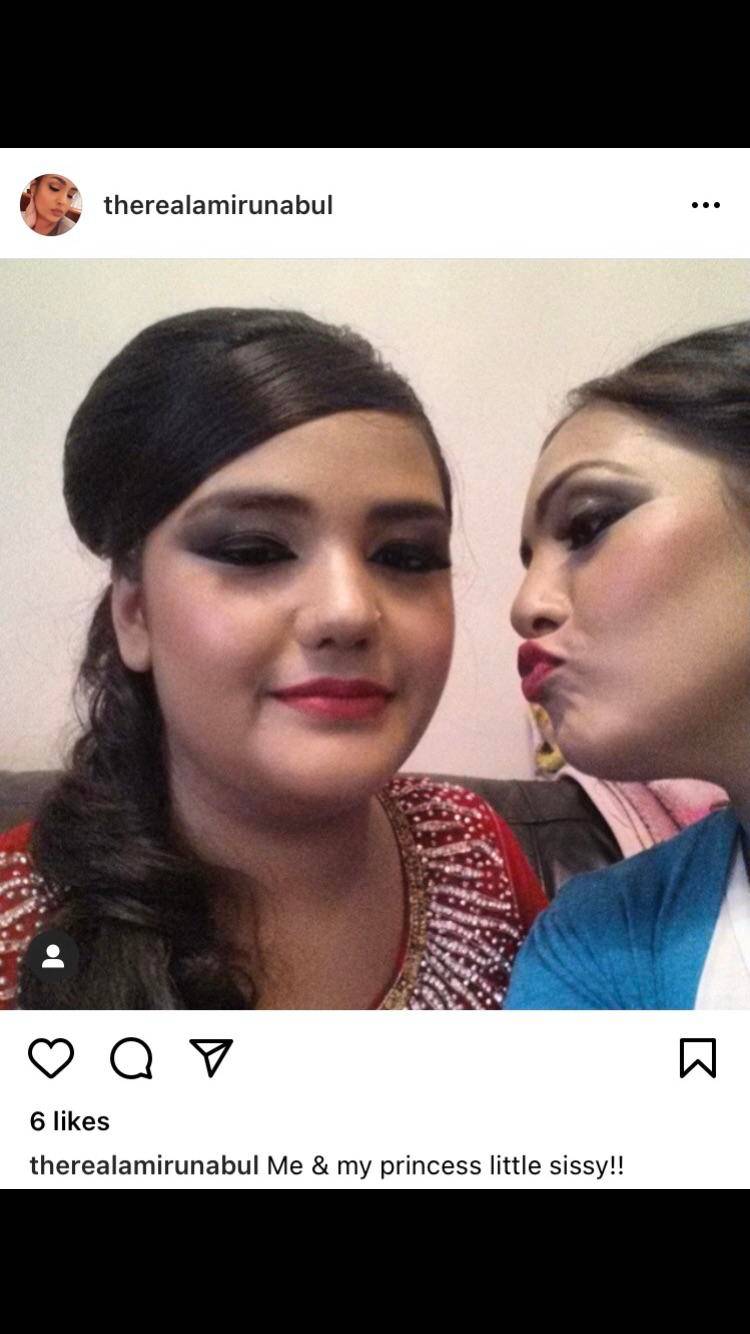 Nisha.Vx on the left | Scrolller