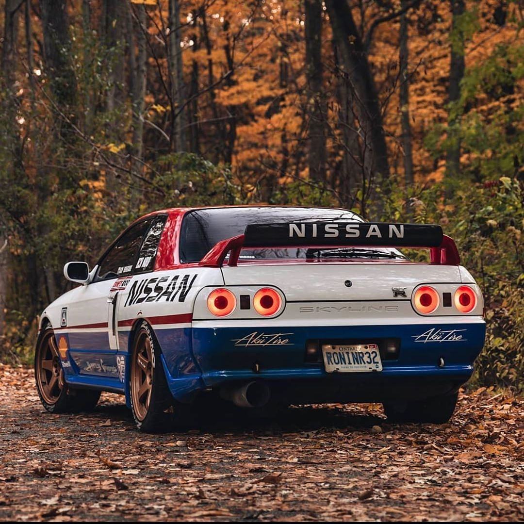 Nissan Skyline R32 GT-R | Scrolller